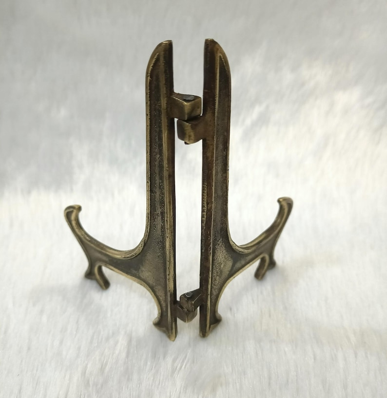 Antique Brass Display Stand | Vintage Plate, Photo Easel - Etsy