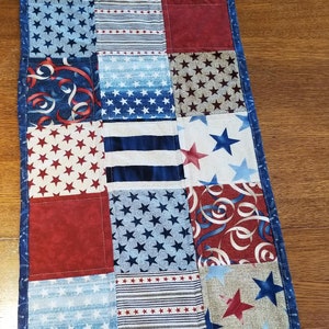Oh My Stars! Quilted Table Runner - 14" X 40.5 and Free Shipping! - Etsy