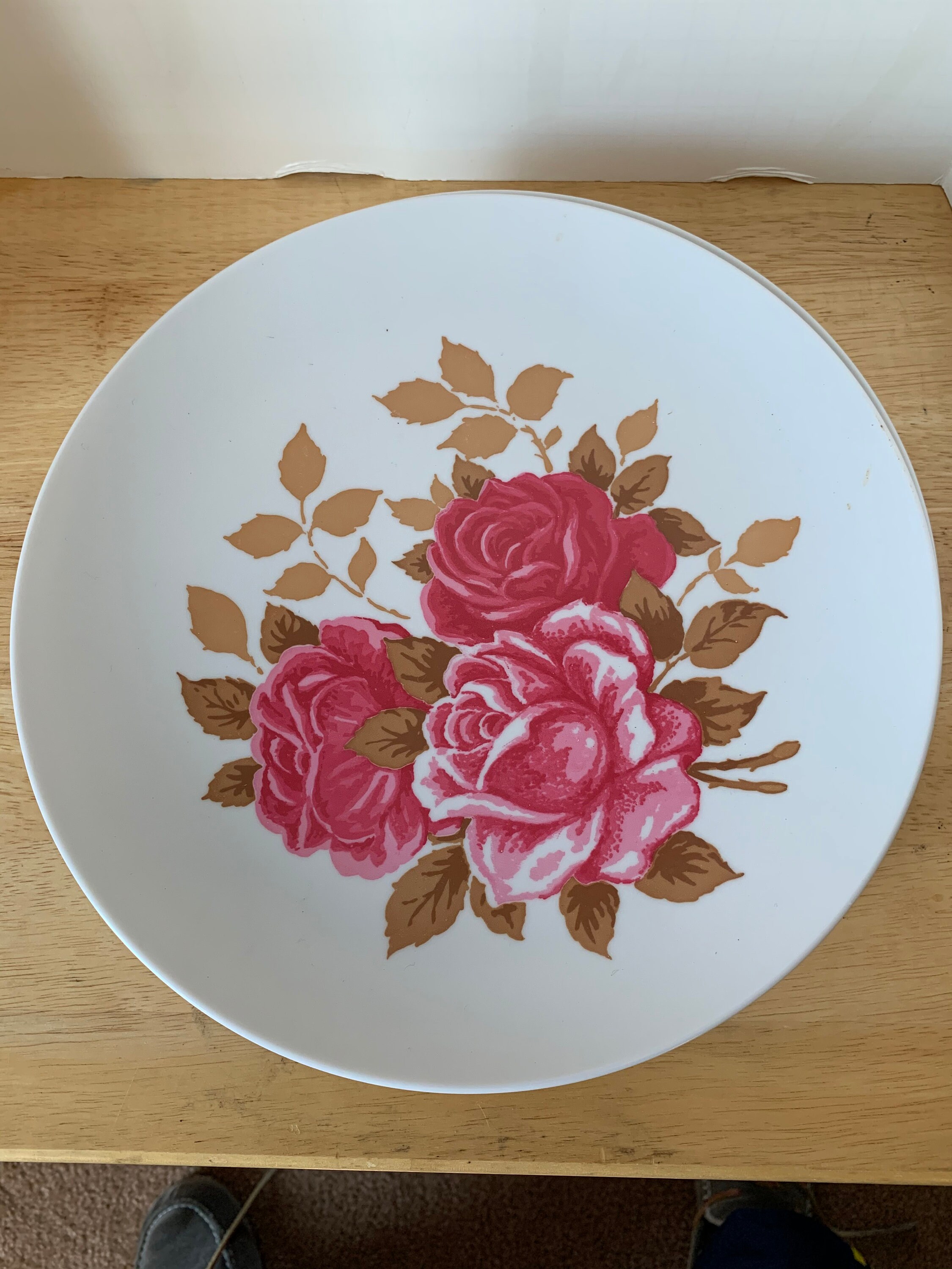 Vintage 1950 4 pieces Prolon Beverly rose dinner plates