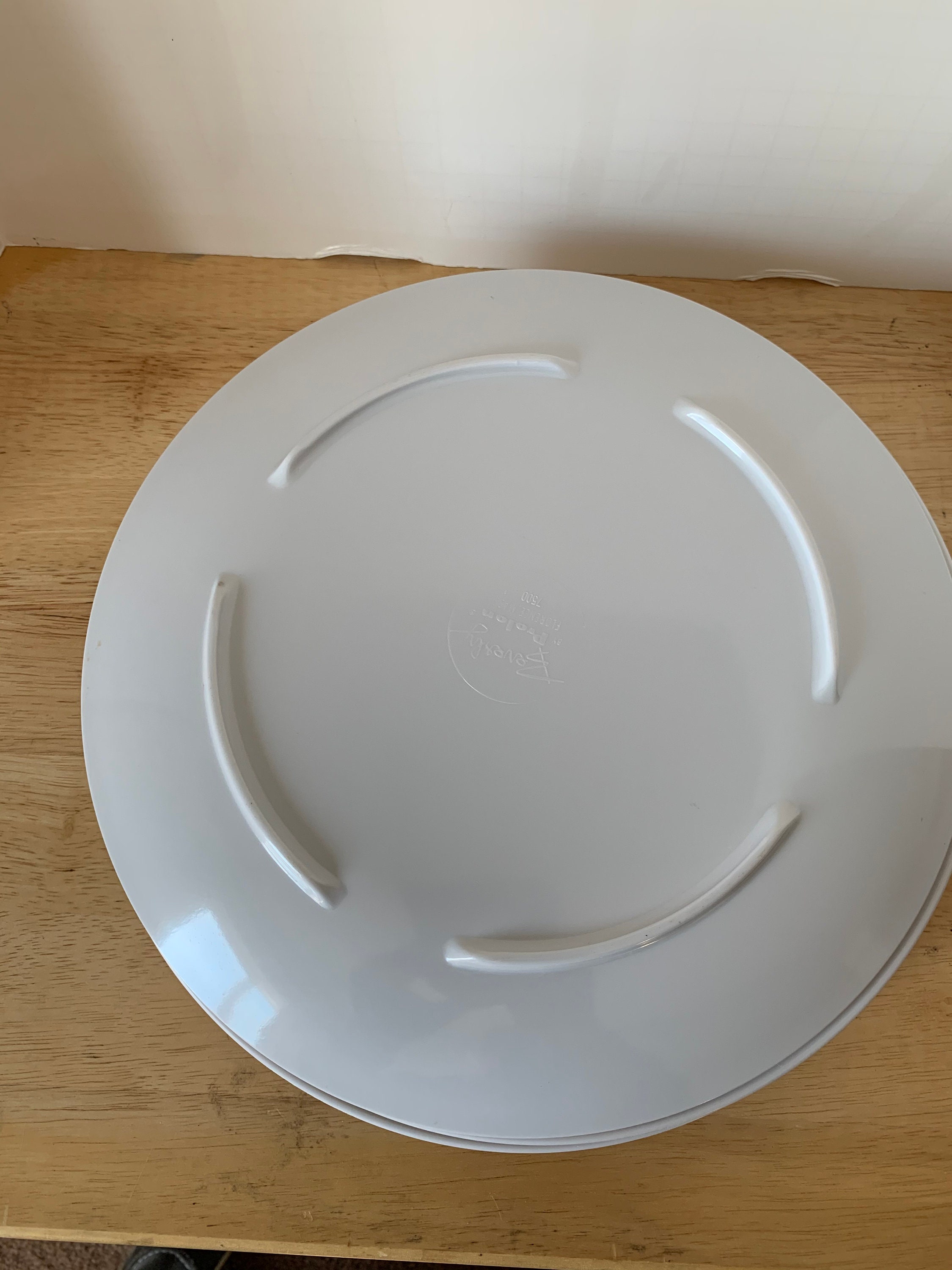 Vintage 1950 4 pieces Prolon Beverly rose dinner plates