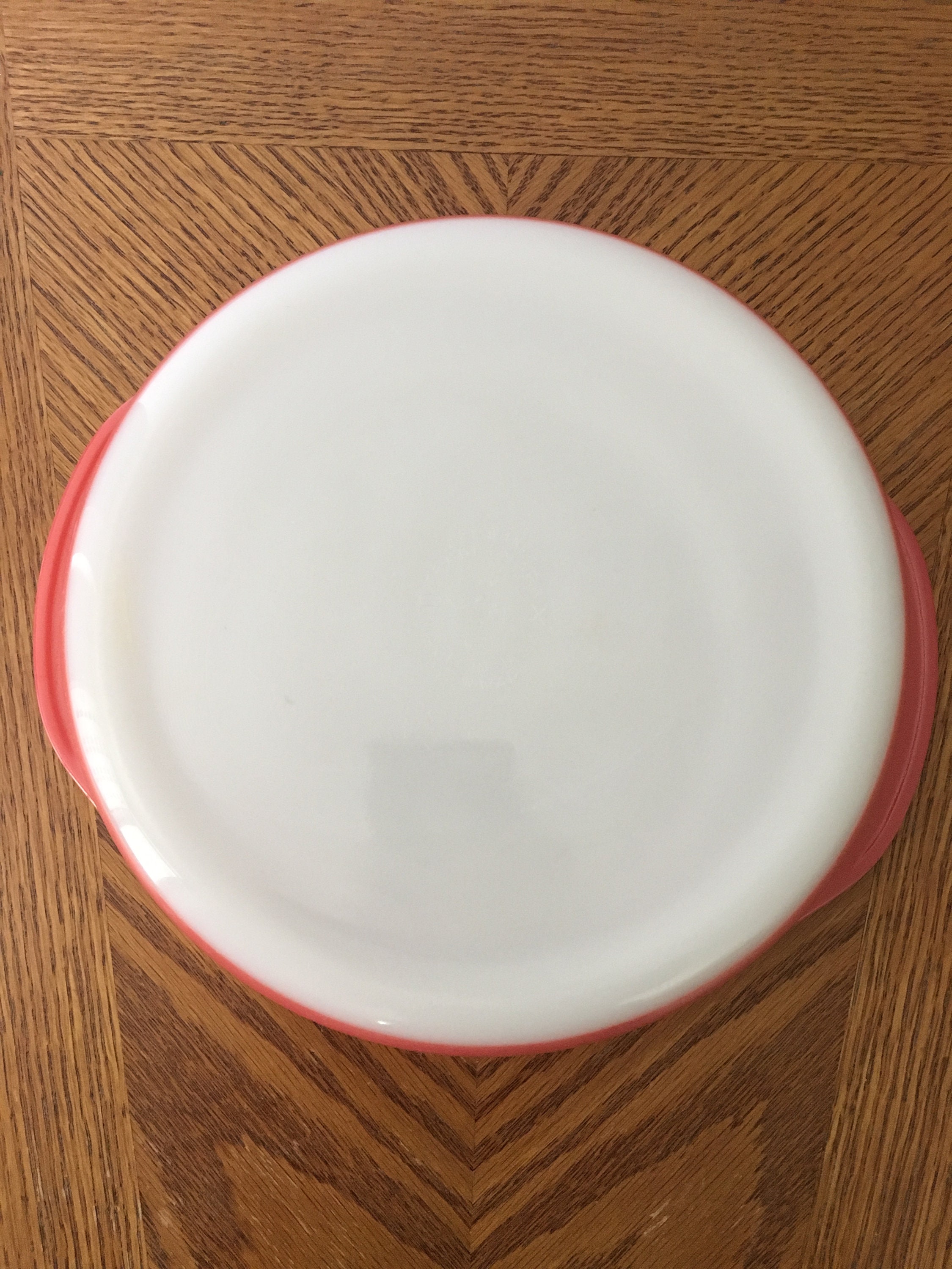 Vintage 1950's Pyrex 221 salmon pie dish