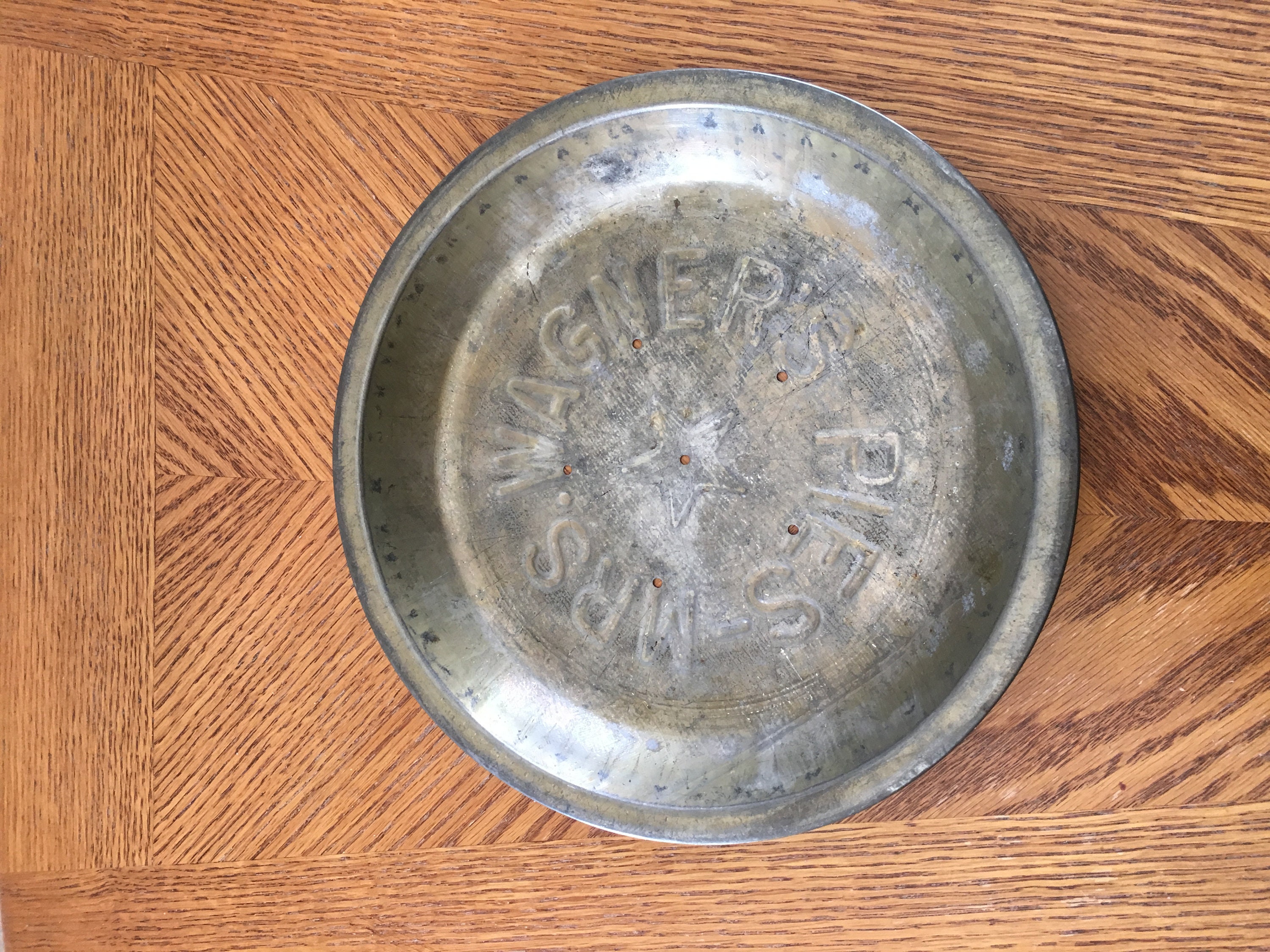 Vintage Mrs. Wagner's pie tin