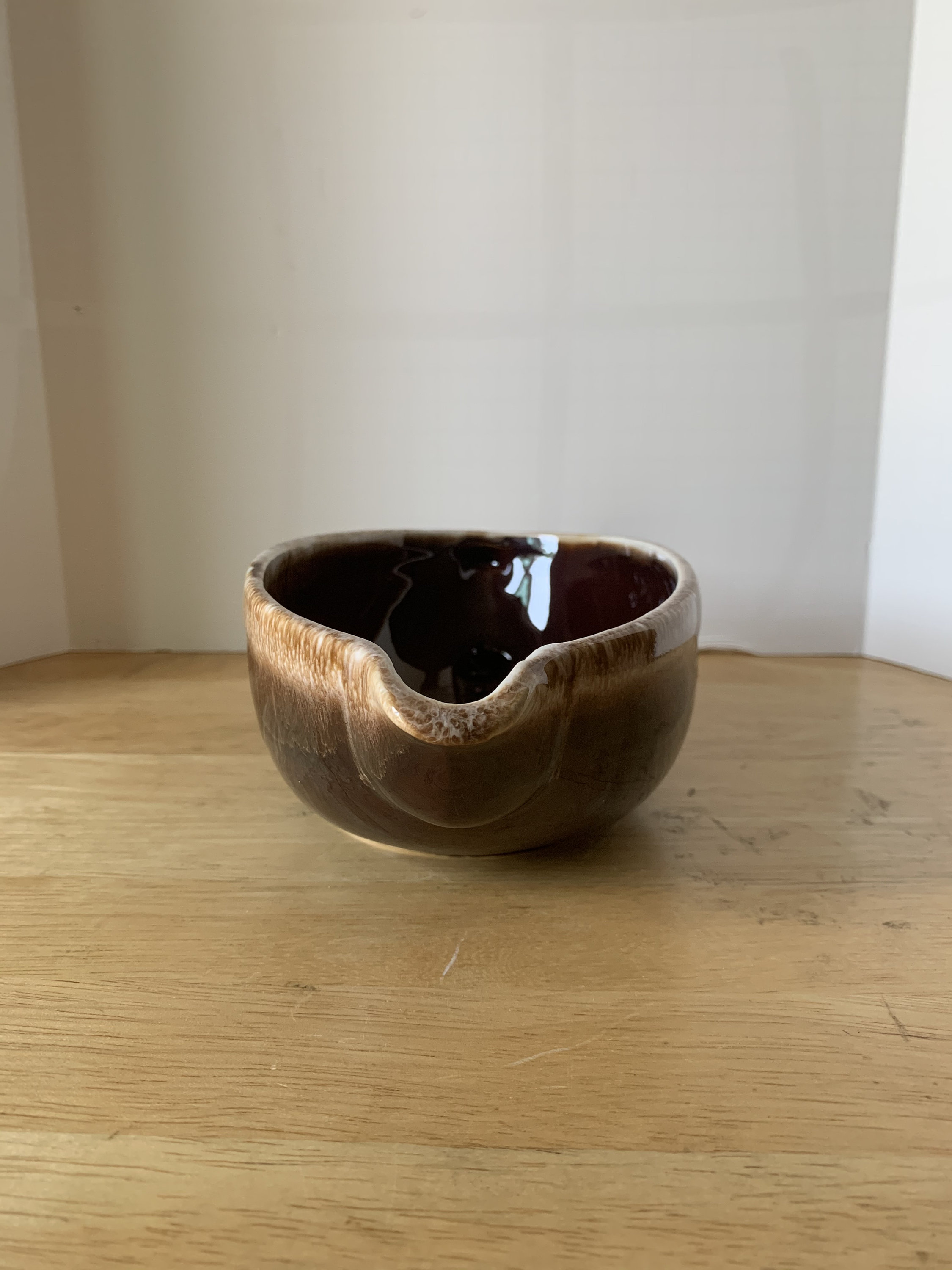 Vintage Mc Coy pottery brown gravy boat