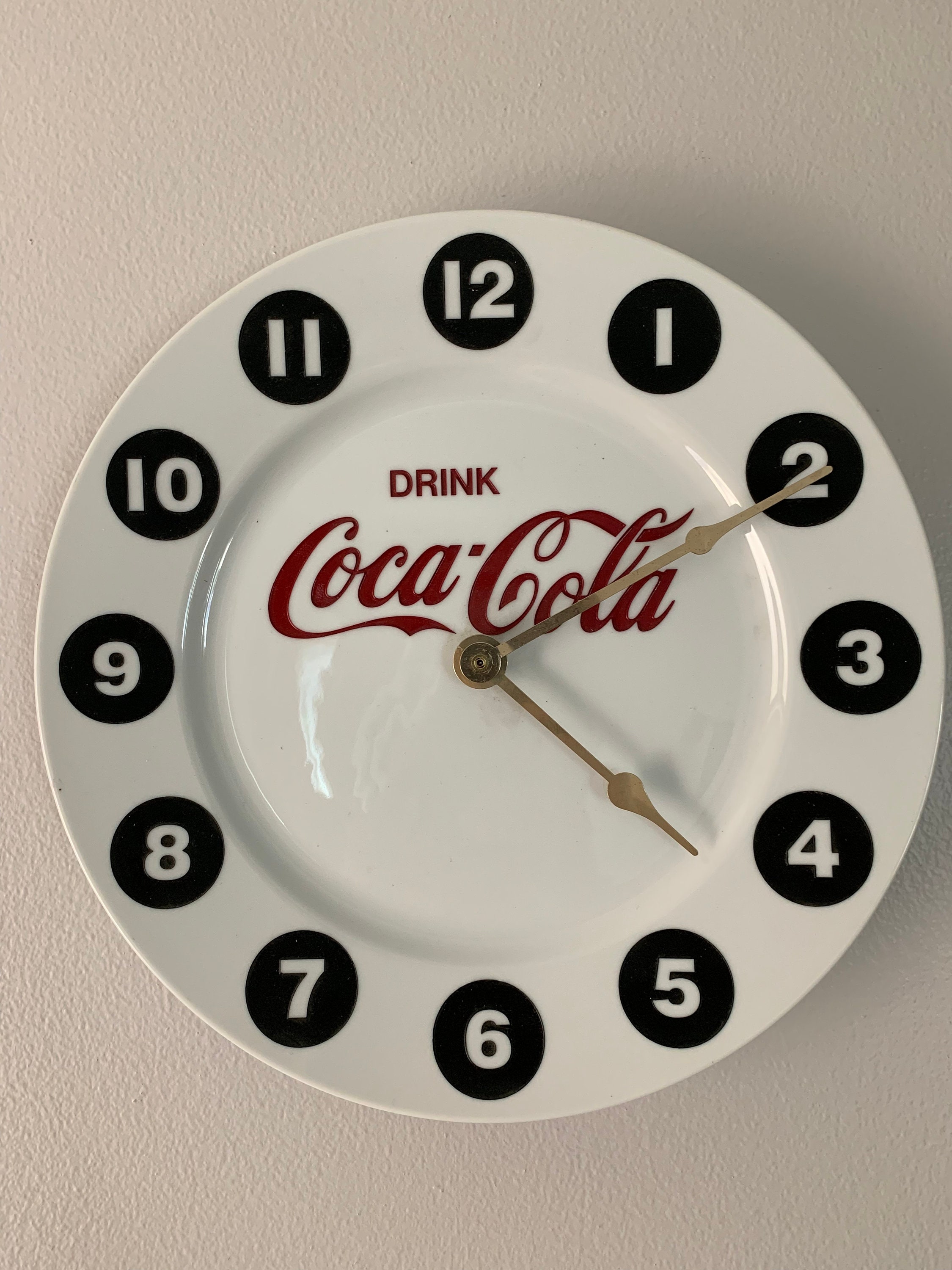 Vintage battery operated Coca-Cola plate clock