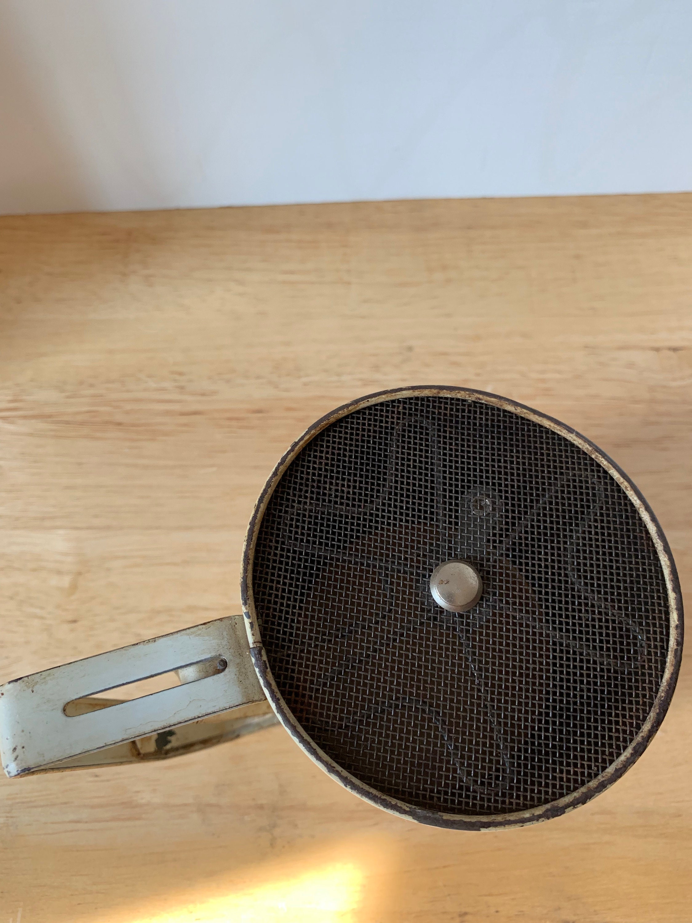 Vintage Androck flour sifter