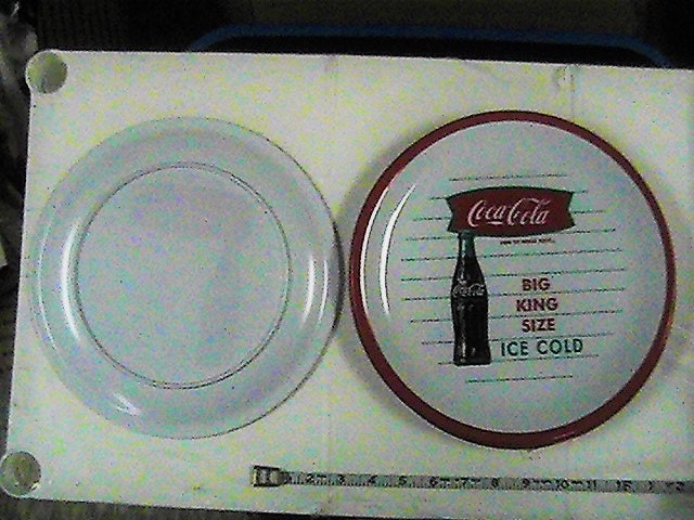 set of 4 plastic Coca-Cola (Coke) dinner plates