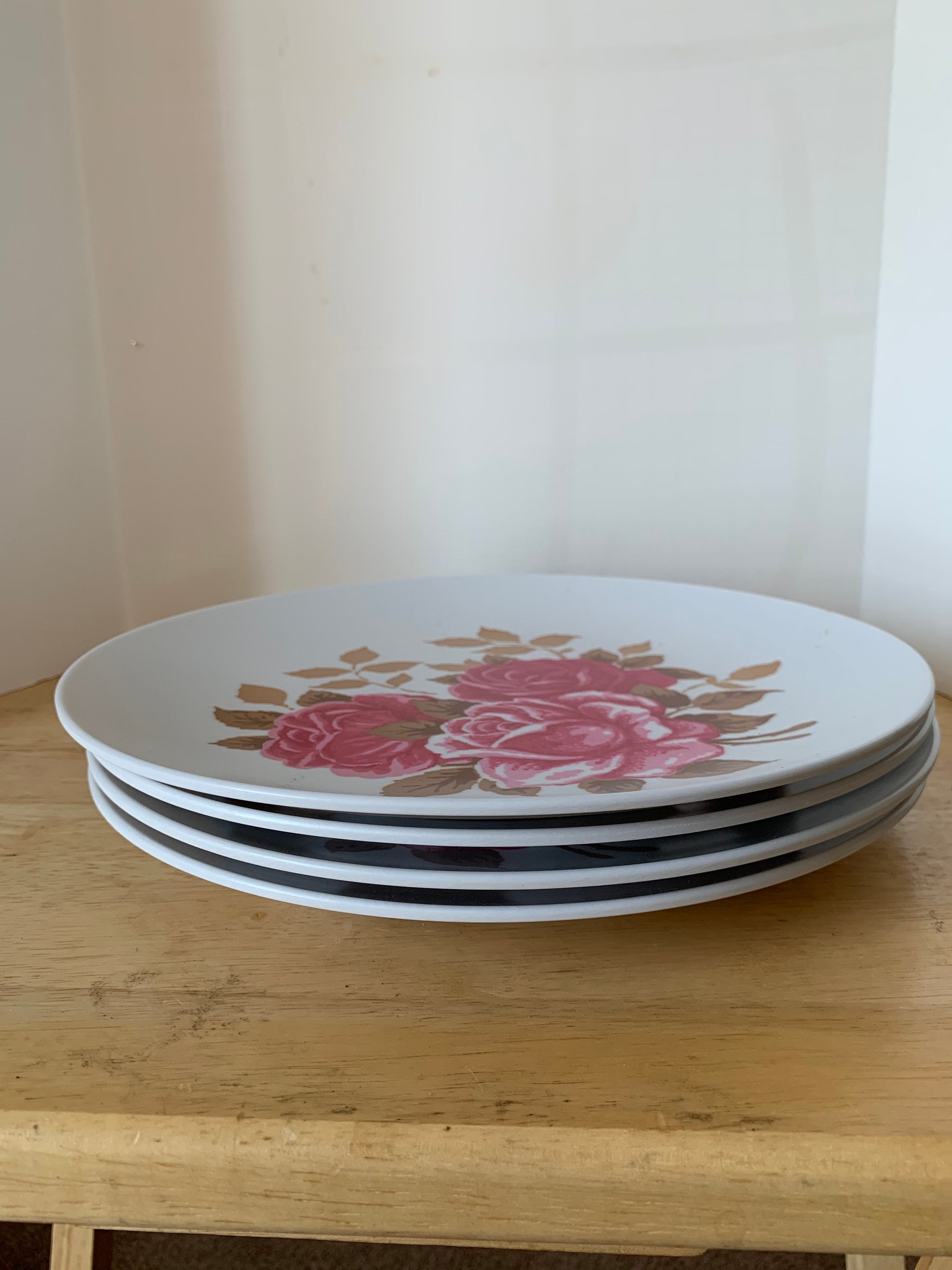 Vintage 1950 4 pieces Prolon Beverly rose dinner plates