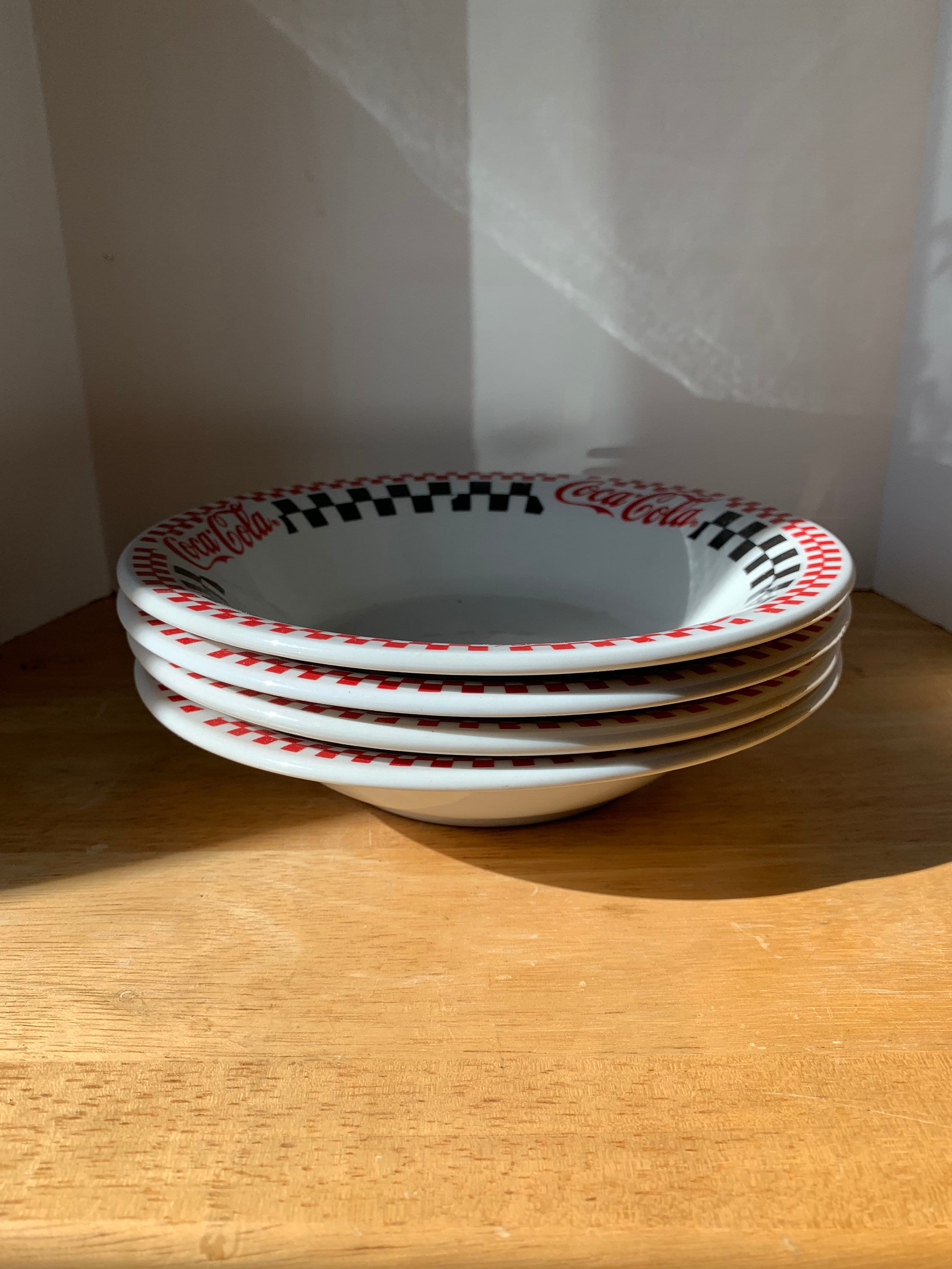4 Coca-Cola cereal bowls