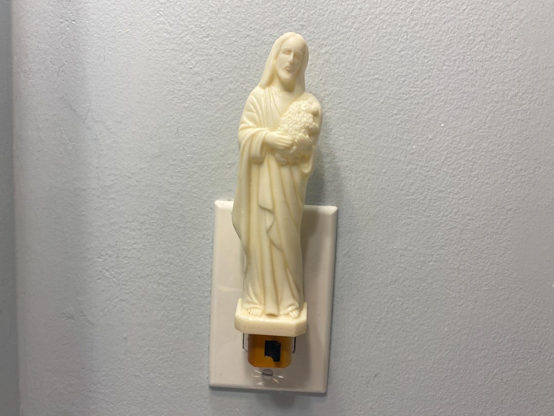 Vintage Jesus Holding Lamb Plastic Plug in Nightlight - Etsy