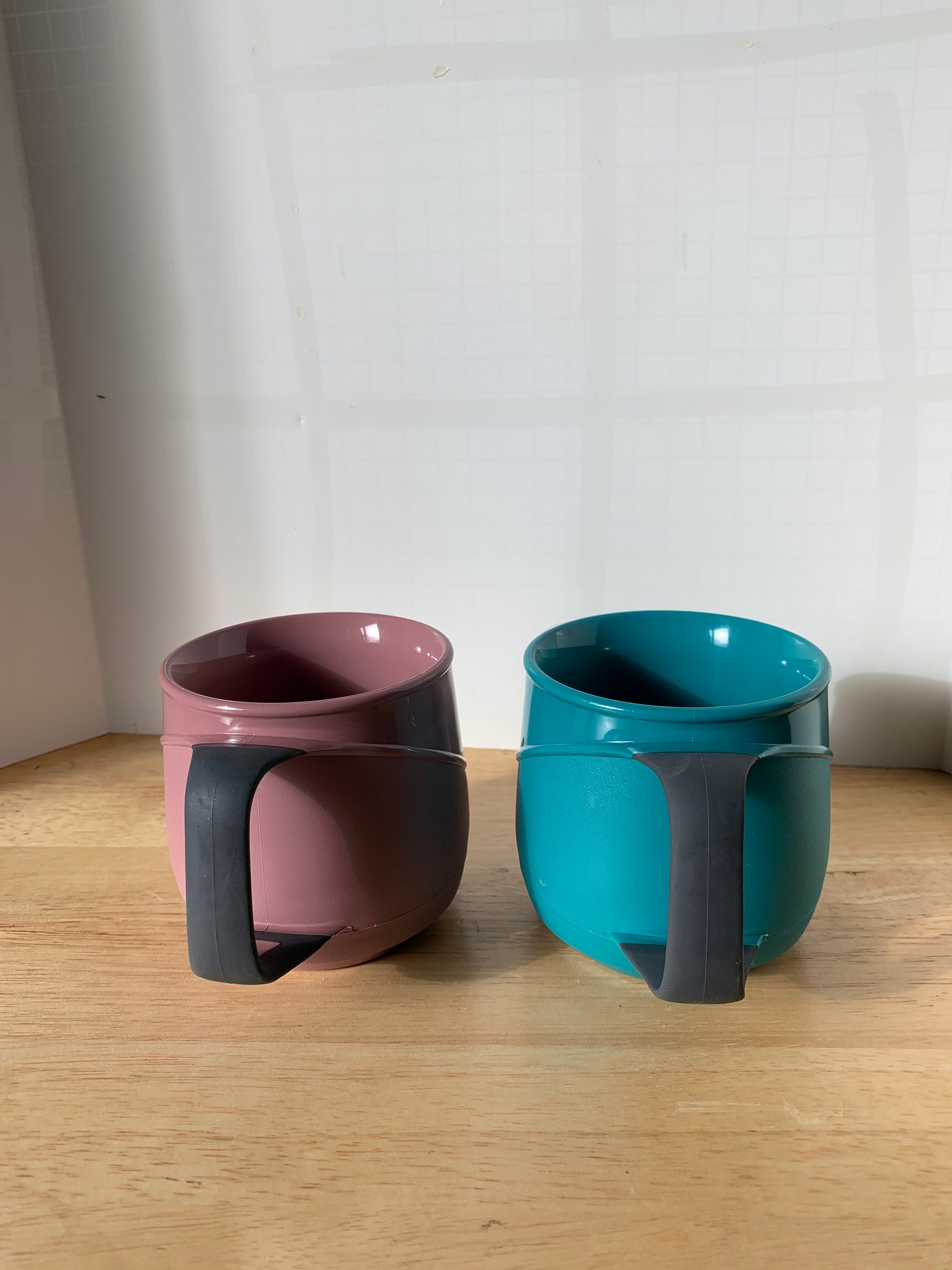 2 vintage Aladdin Temp Rite plastic coffee cups from Allure