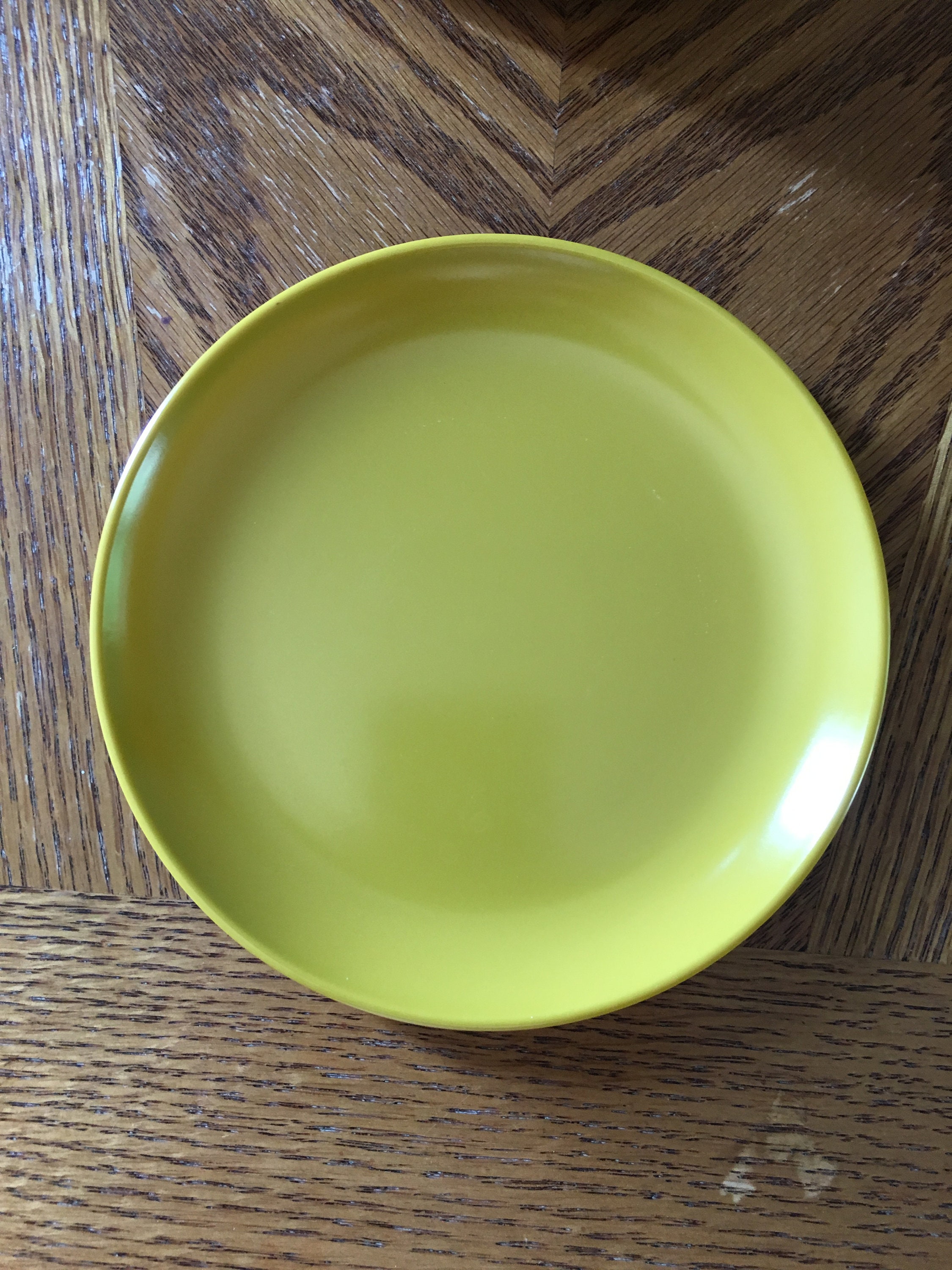Vintage set of 8 melmac mustard yellow desert plates