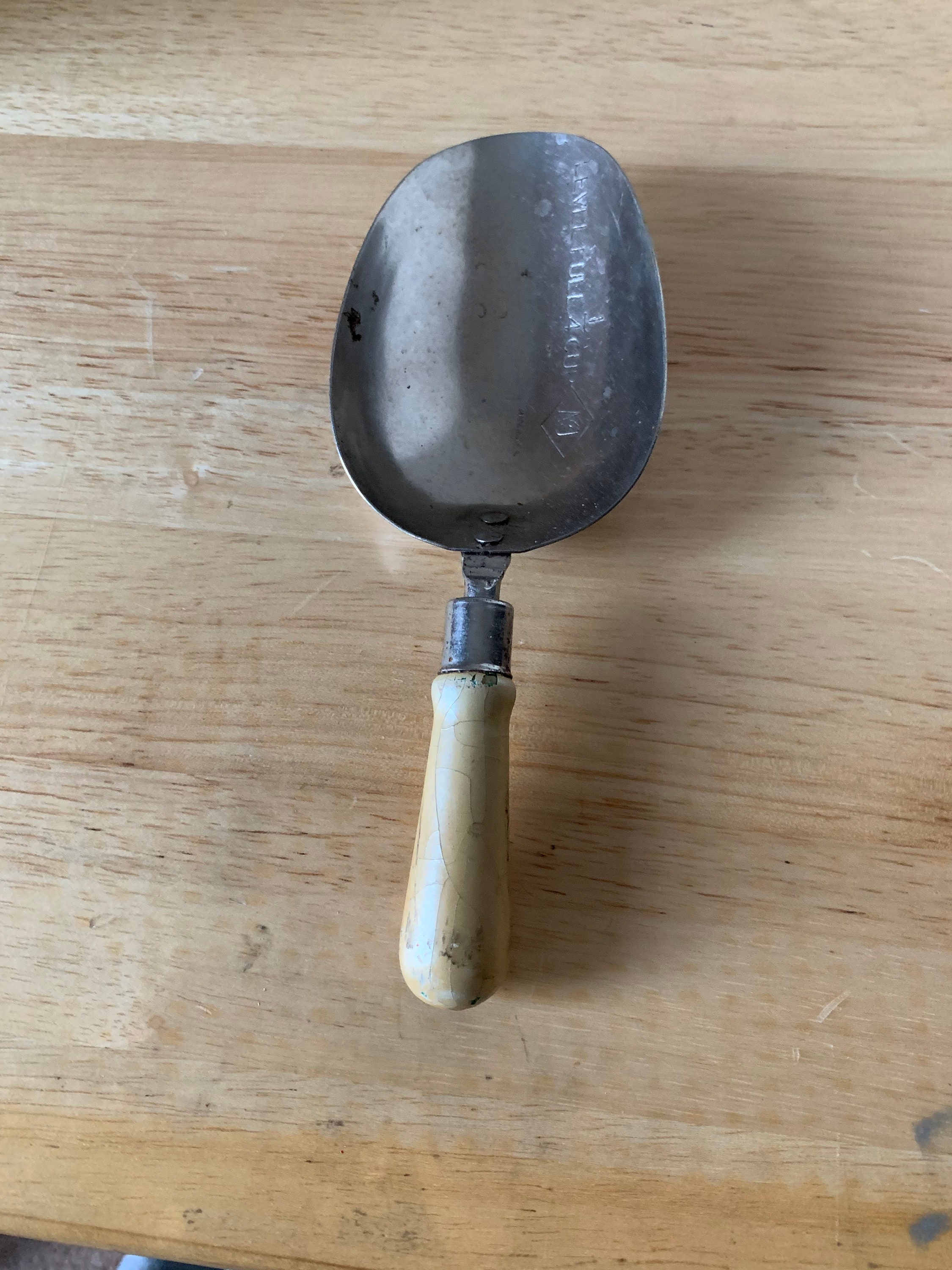 Vintage A J 1 4 Cup Flour Scoop And Measure Vintage A J 1 4 Cup Flour Scoop And Measure