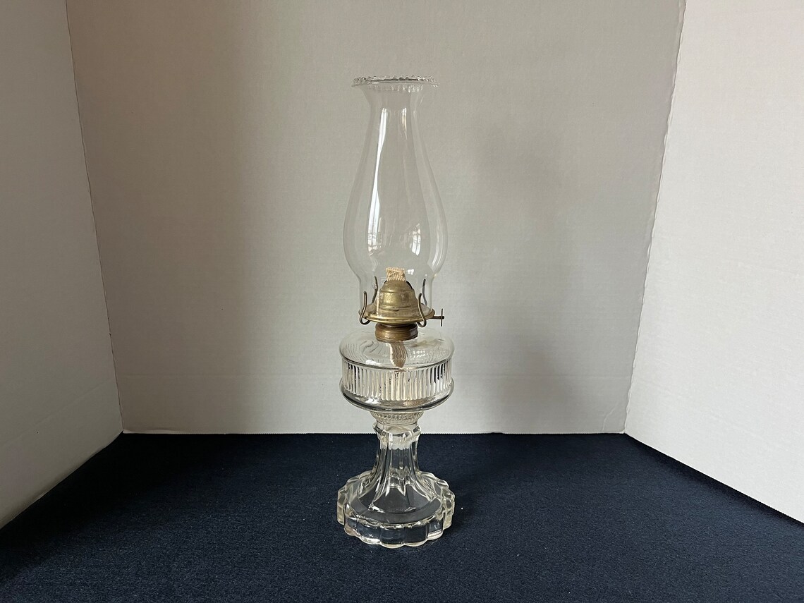 Lovely Ribbed Oil Lamp With Large Scalloped Base Pearl Beaded - Etsy