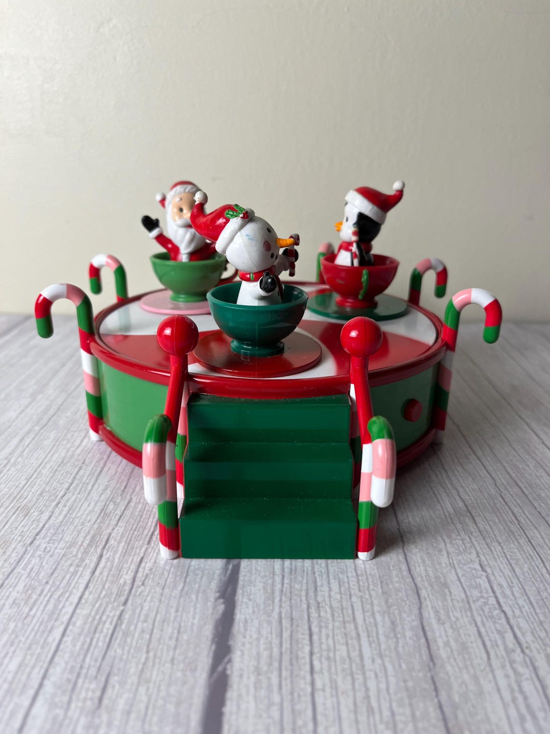 Musical Animated Santa and Friends on a Teacup Carnival Ride - Etsy