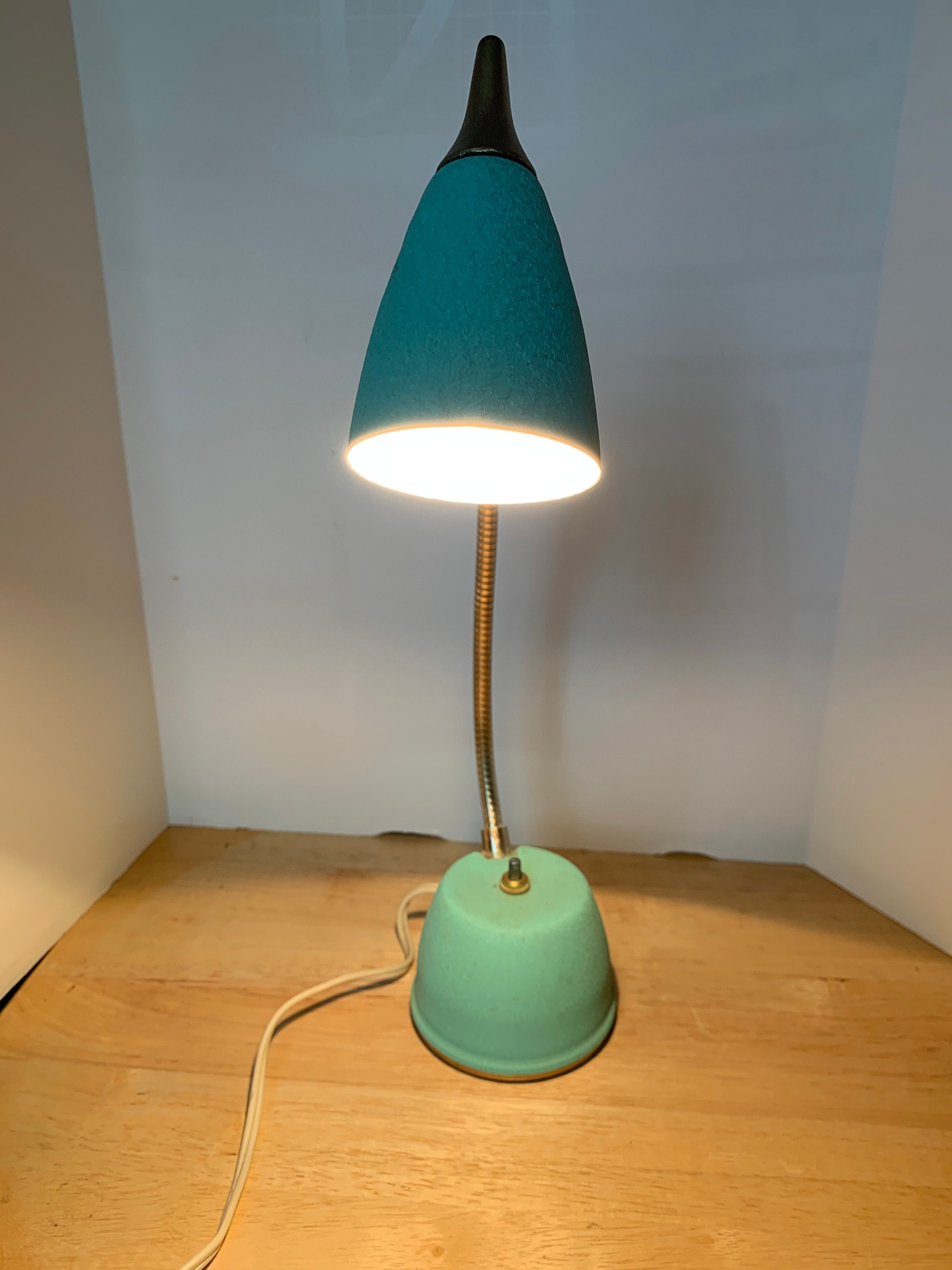 Vintage Mid Century Modern goose neck light green (turquoise) desk lamp