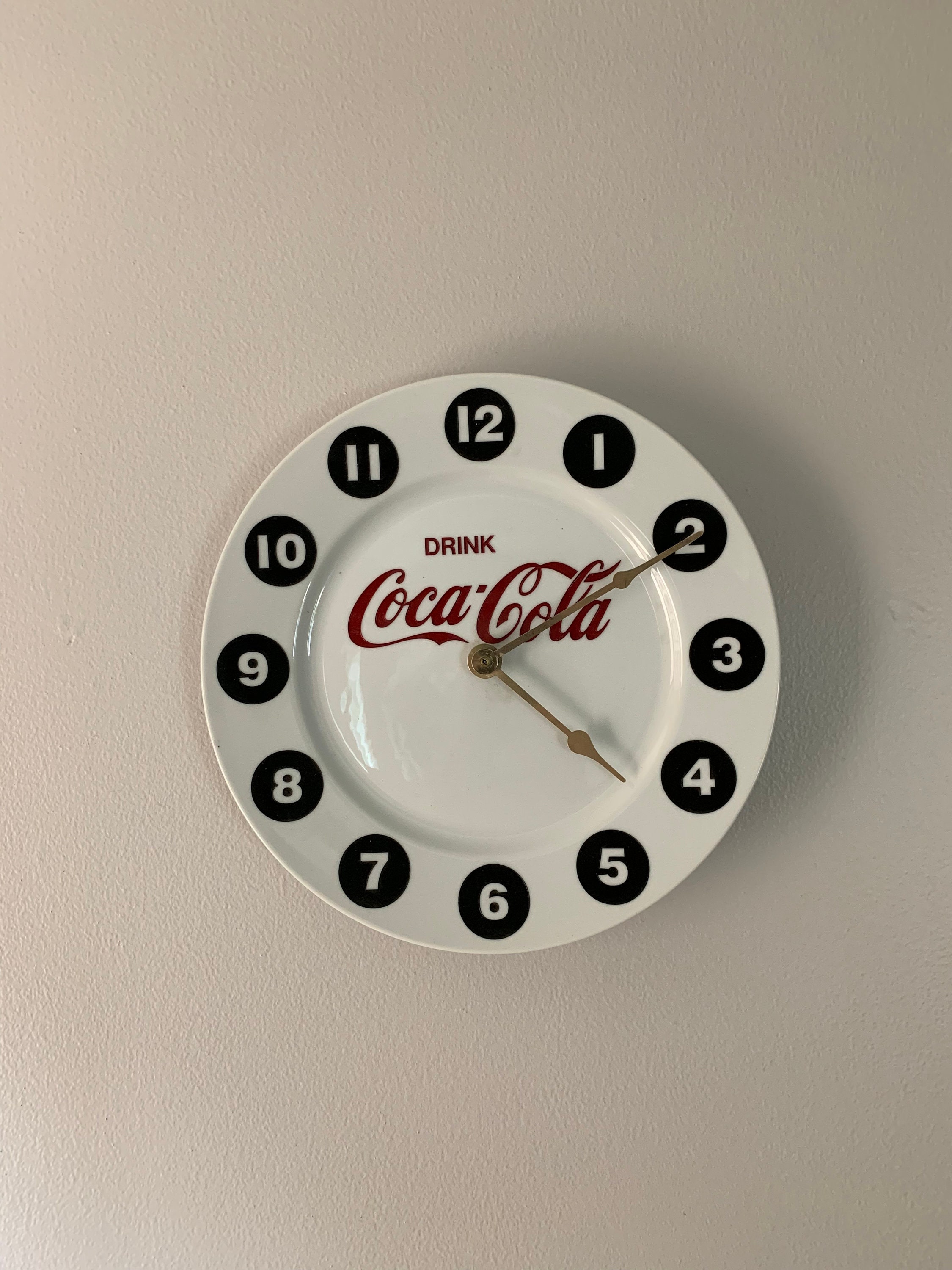 Vintage battery operated Coca-Cola plate clock