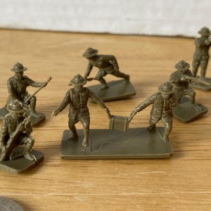 1" Military 13 Piece Vintage Plastic Soldier Set - Etsy