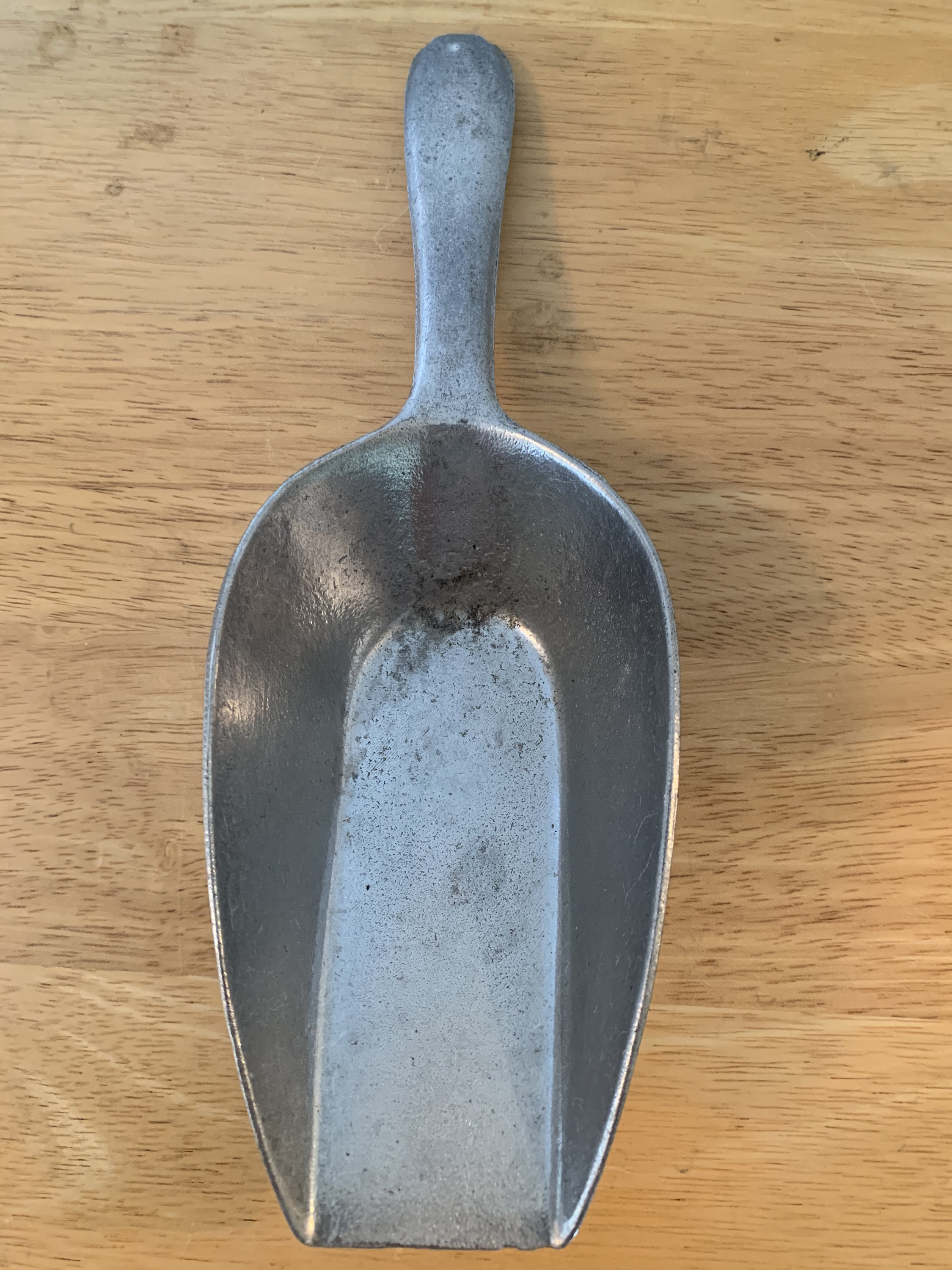 Vintage German flour scoop # 250