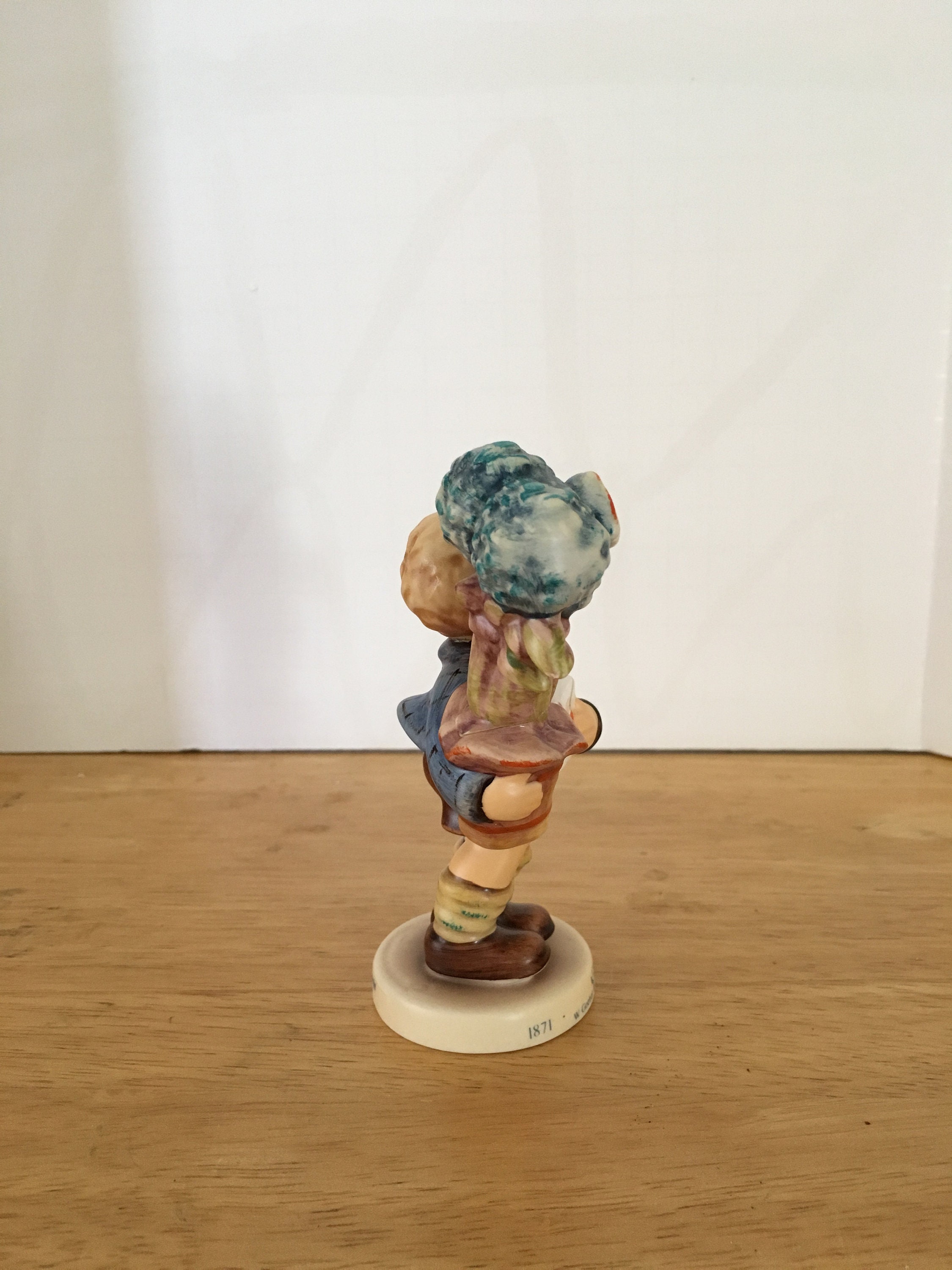 Vintage Hummel 4 1/2 tall special edition Good News #539 TMK 7 with ...