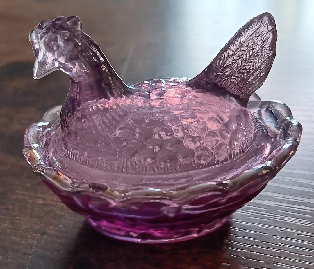 Boyd Hen on Nest Salt Amethyst Carnival Home Office Gift Collectible - Etsy