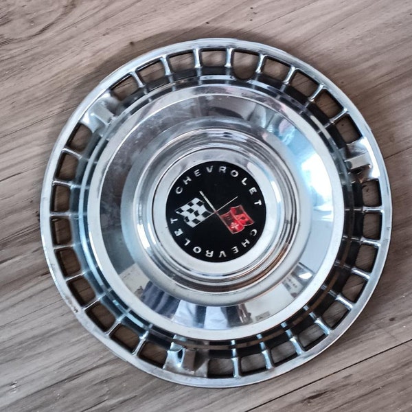 Vintage Hubcaps - Etsy