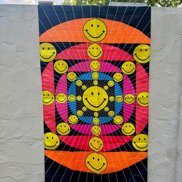 Vintage Smiley Face - Etsy