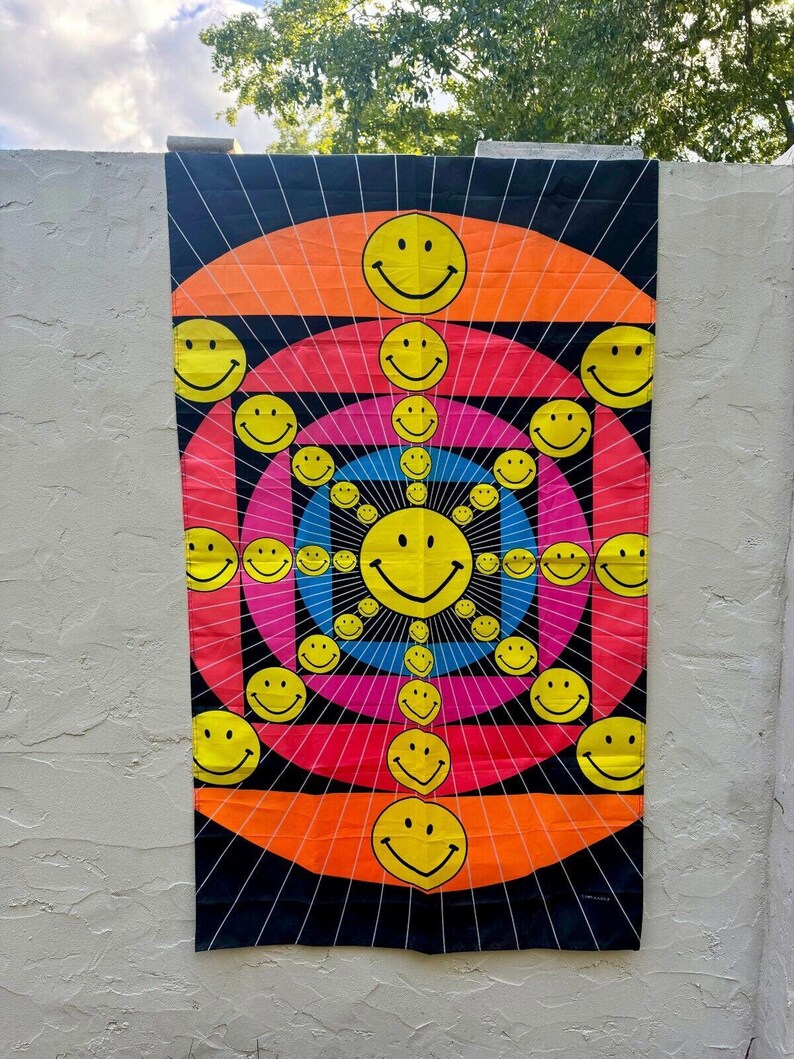 Vintage Smiley Face Flag 90s HUGE Retro Groovy Smiles Psychedelic 61 X ...