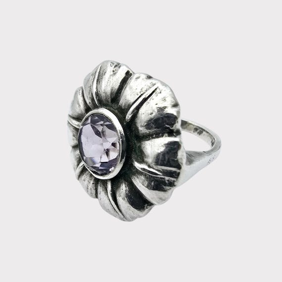 Vintage 835 Silver Flower Ring with Amethyst Stone - … - Gem