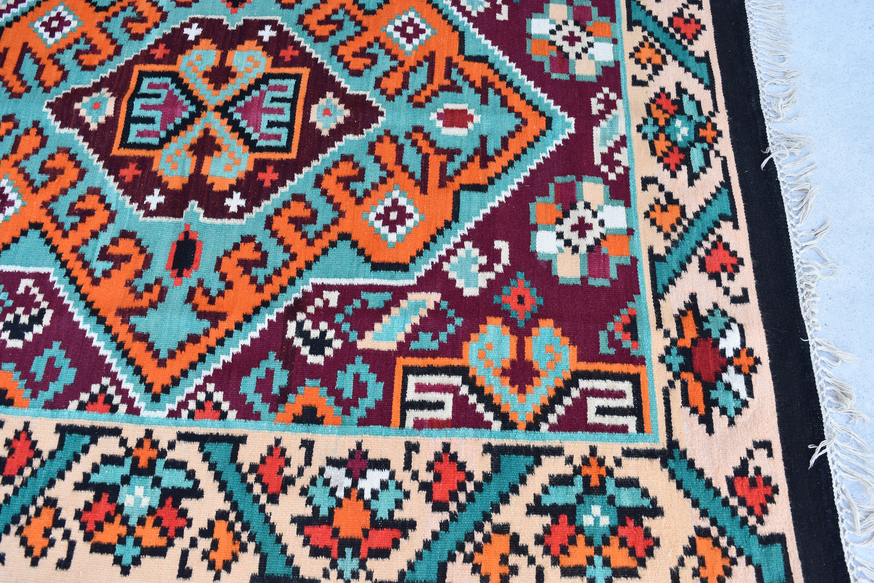 Vintage Kilim Rug / Handwoven Wool Rug / Ethnic Floral Carpet | Etsy