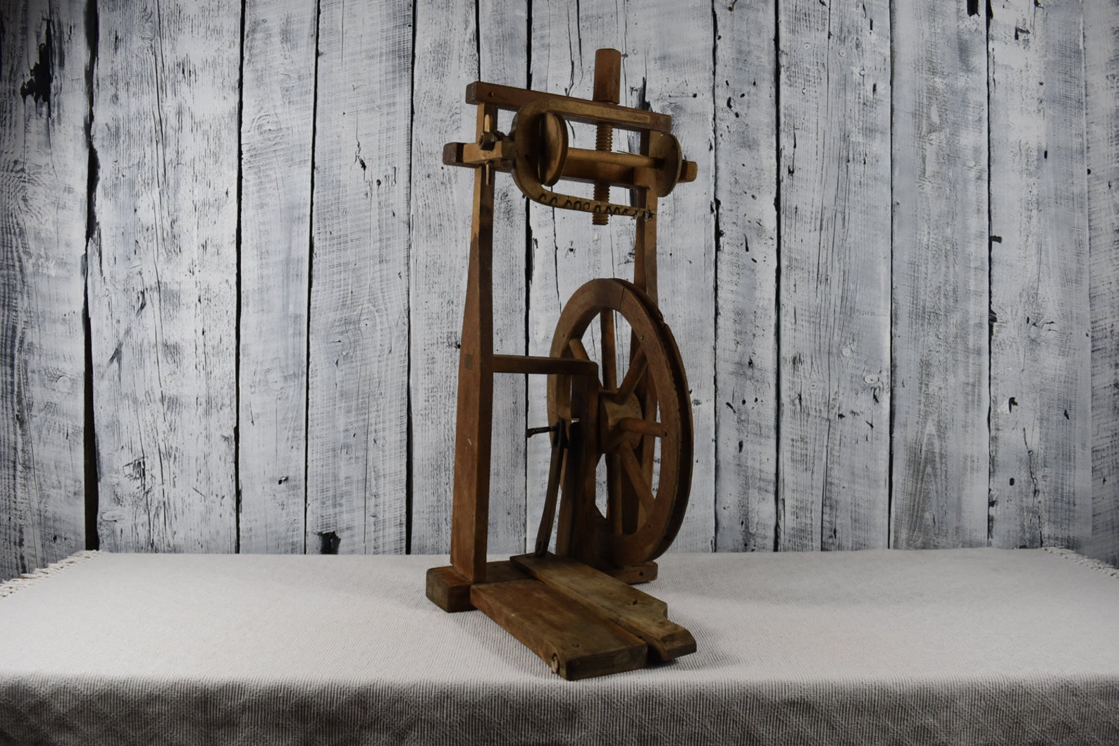 Antique Spinning Wheel / Vintage Spinning Tool / Manual - Etsy
