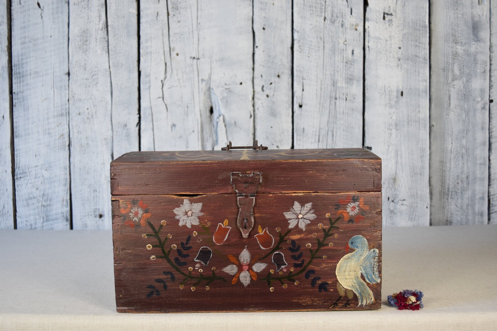 Wooden Chest / Vintage Wooden Box / Wooden Box With a Lid / | Etsy