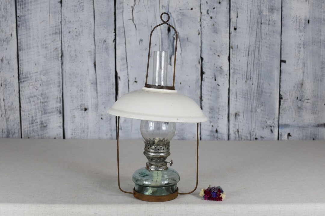 Antique Oil Lamp / Rustic Lantern / Retro Kerosene Lamp / Home Decor - Etsy