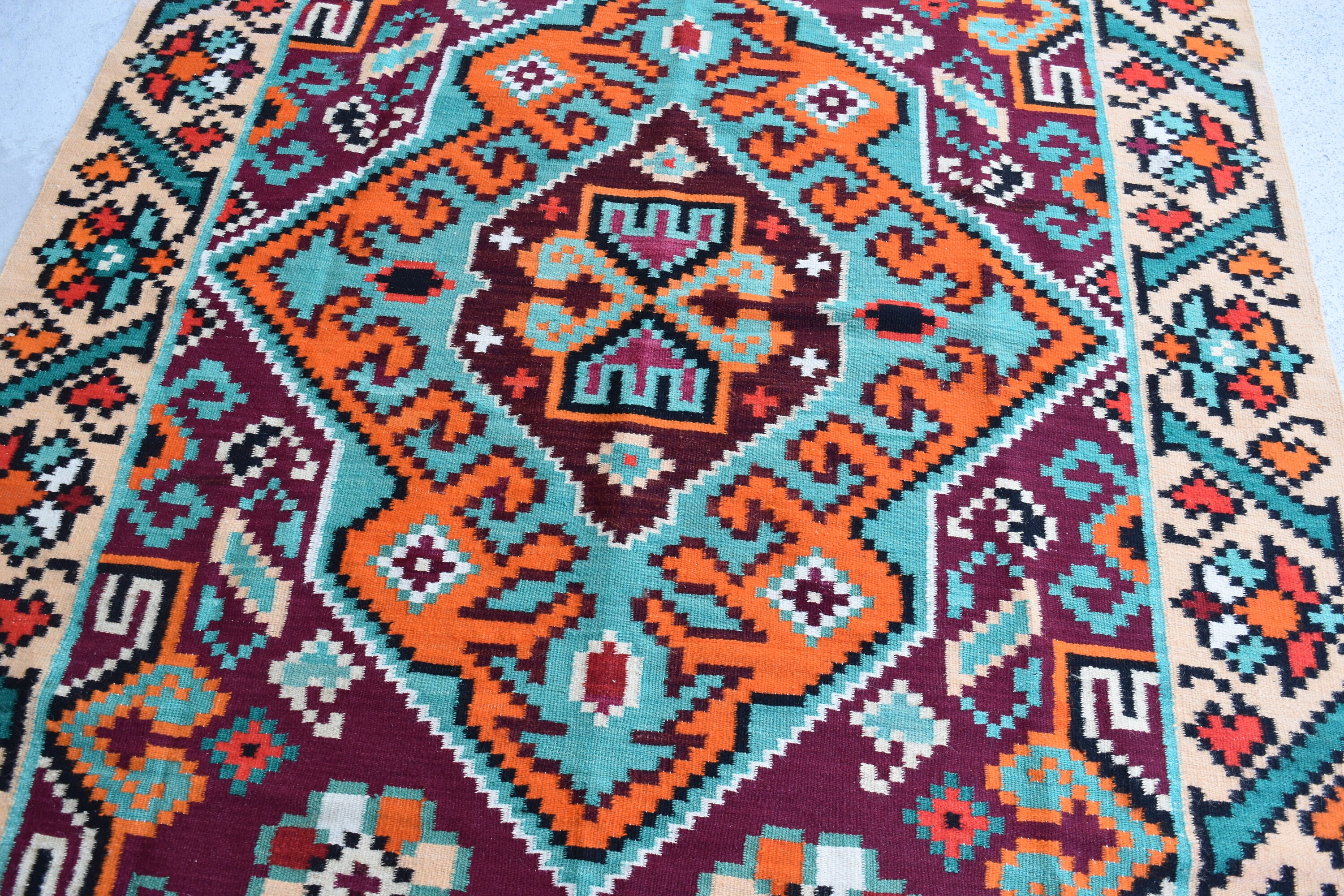 Vintage Kilim Rug / Handwoven Wool Rug / Ethnic Floral Carpet - Etsy