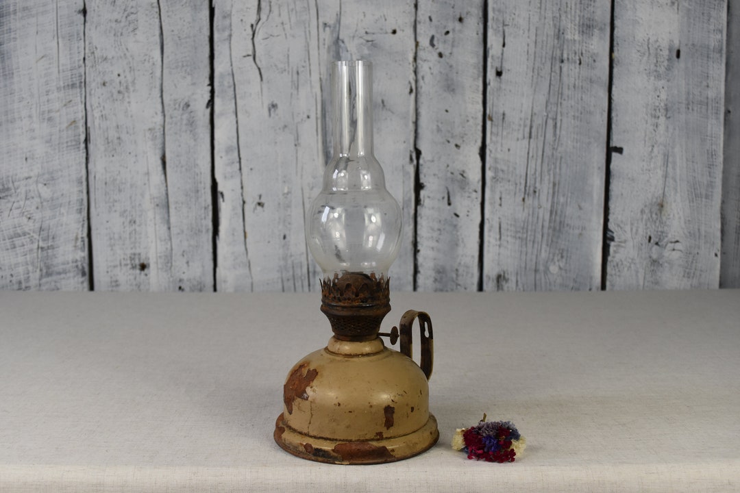 Antique Oil Lamp / Rustic Lantern / Retro Kerosene Lamp / Home Decor - Etsy