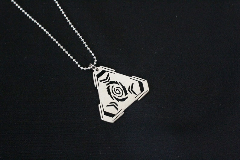 Apex Legends, Apex, Wraith, Wraith Pendant - Etsy