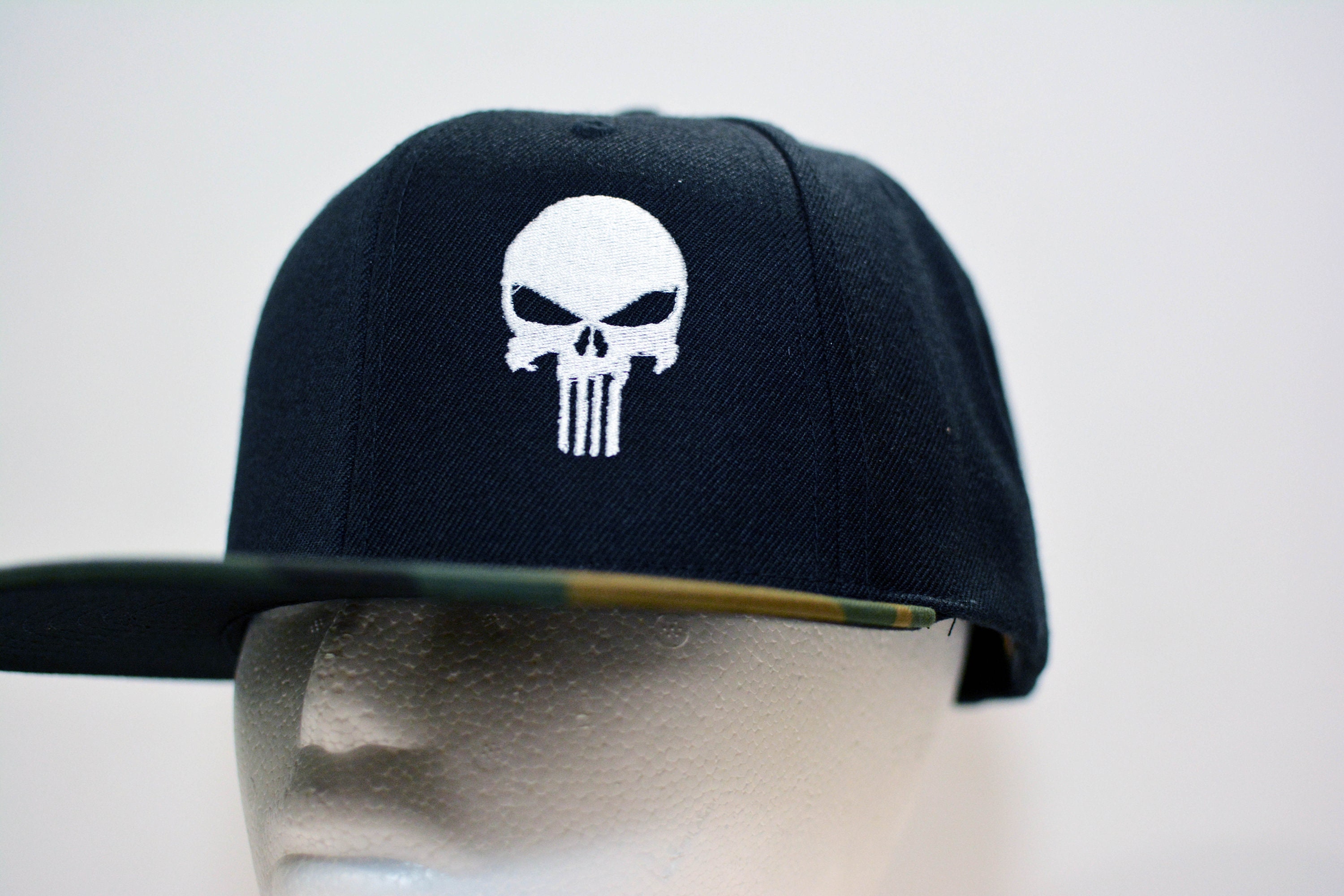 Punisher Embroidered Skull Snapback,marvel Punisher Hat,punisher Skull ...