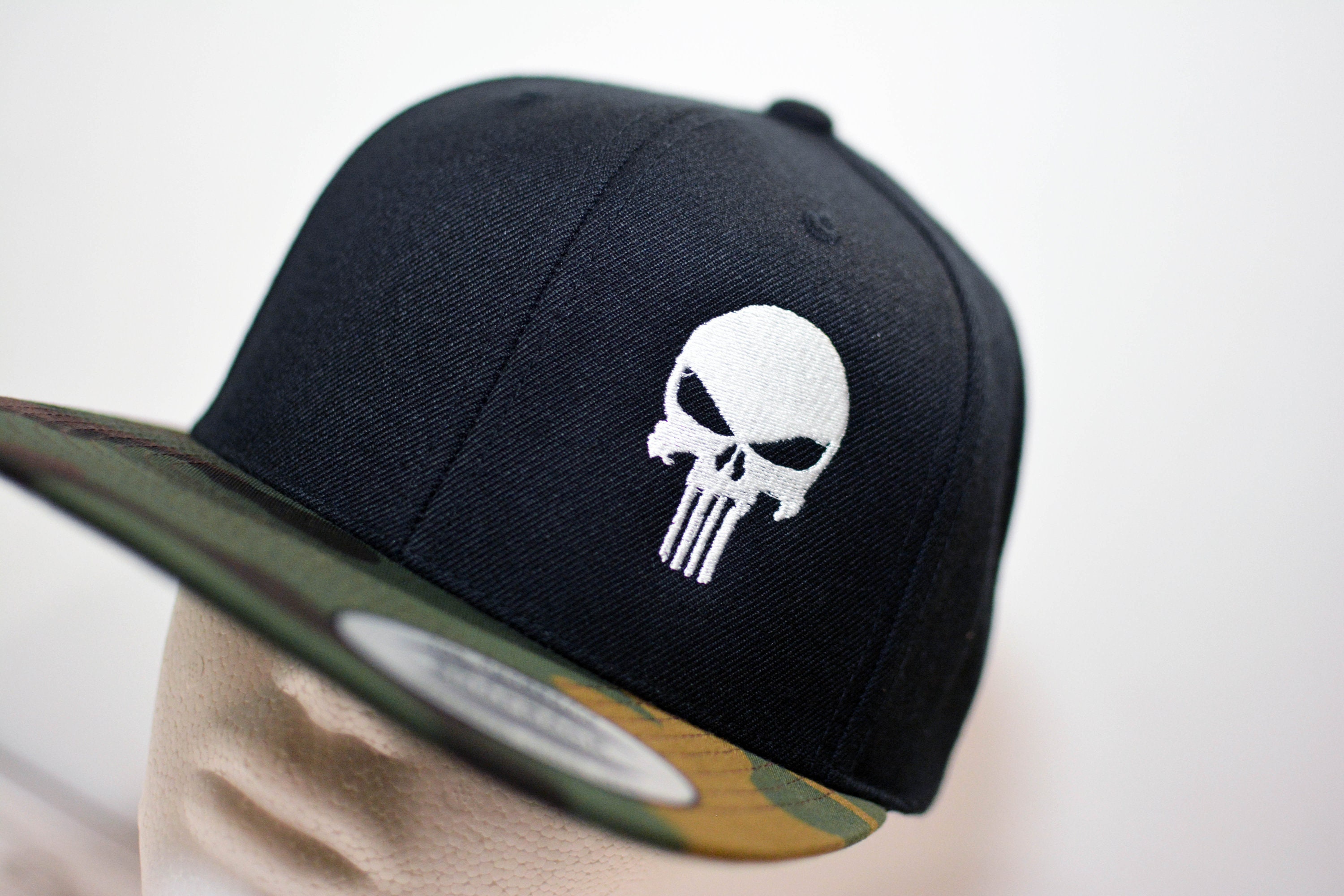 Punisher Embroidered Skull Snapback,marvel Punisher Hat,punisher Skull ...