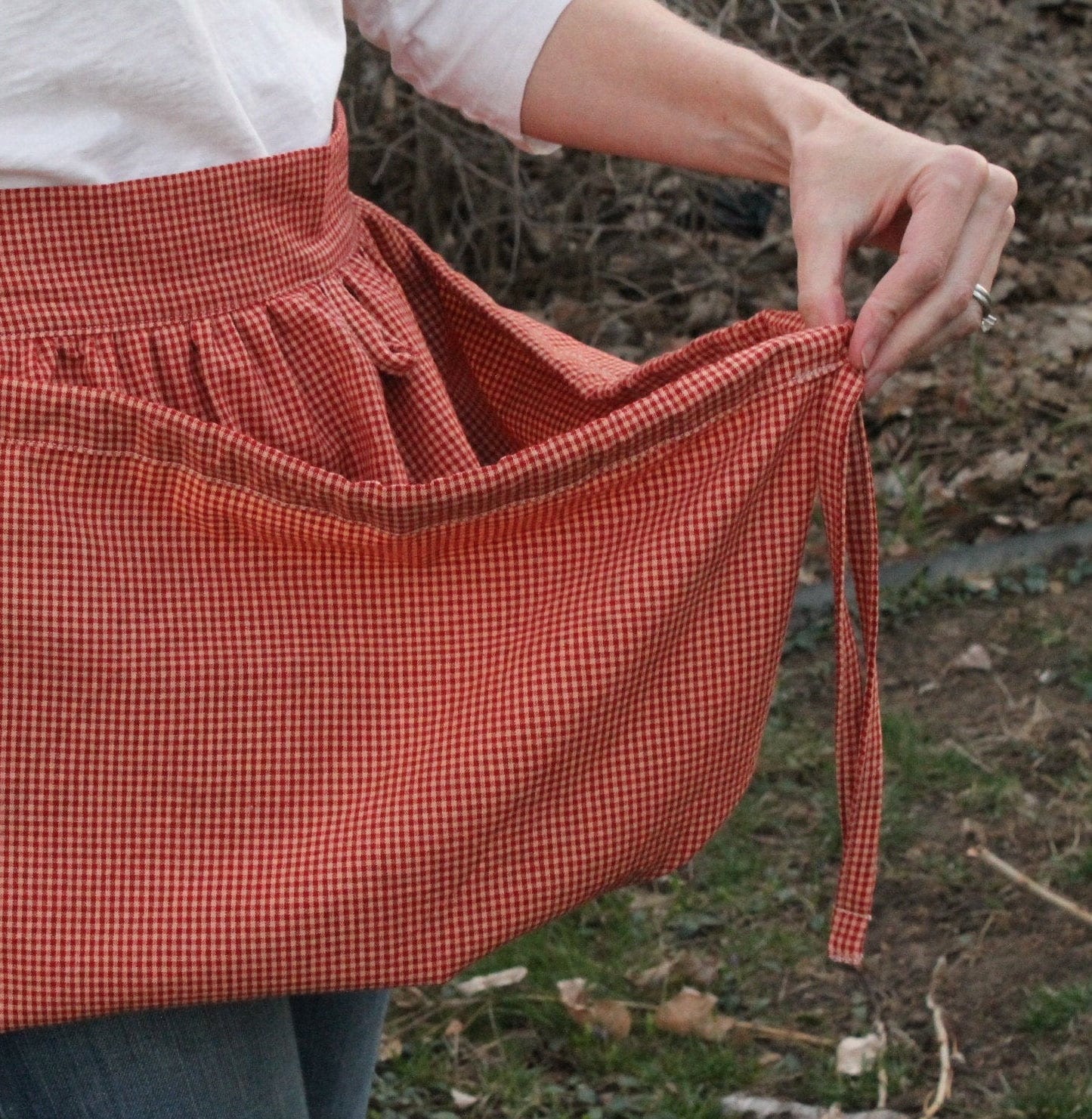 Gardening Apron in Red Mini Check Cotton Apron for Women | Etsy