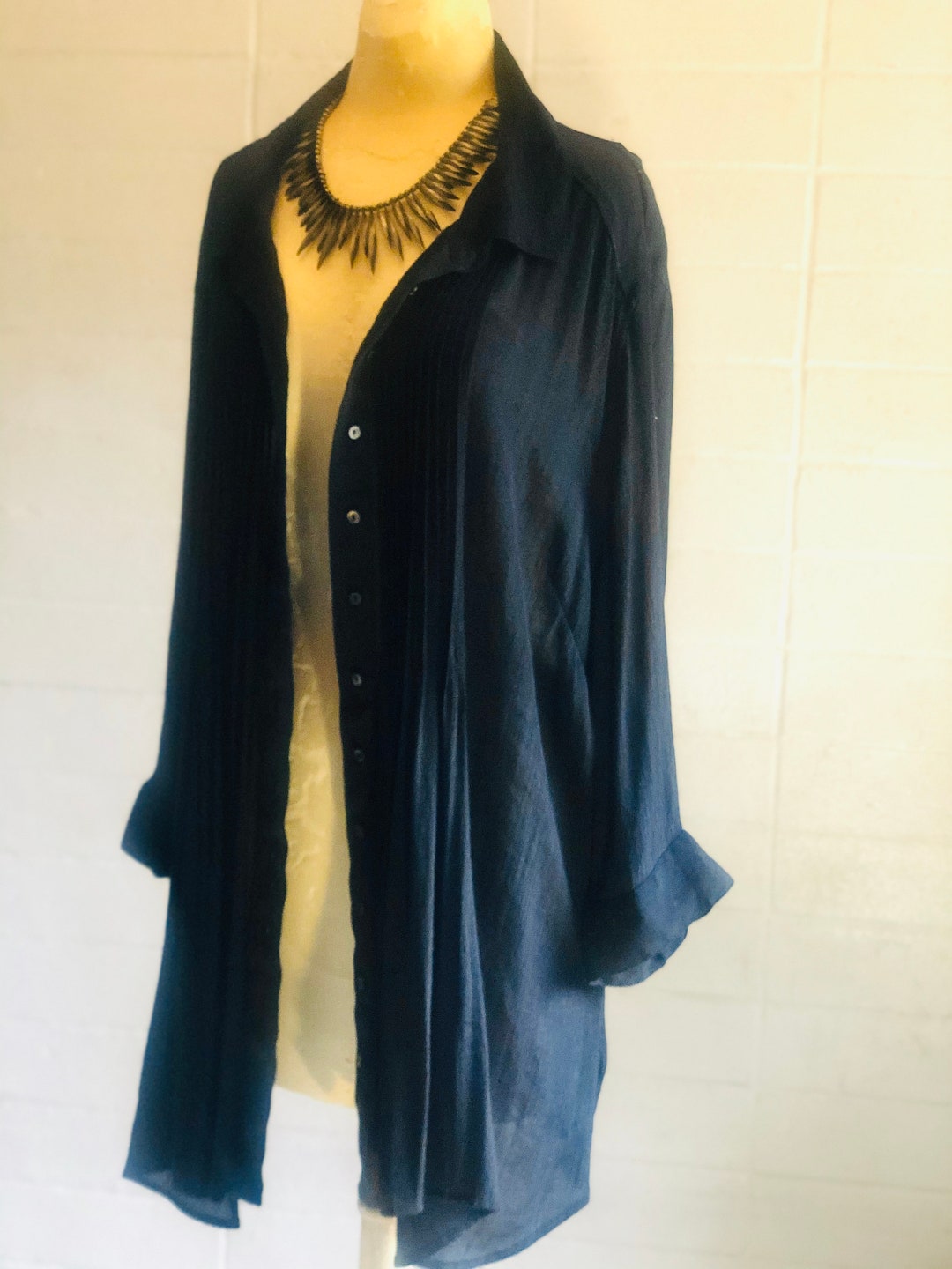 Cover Jacket XXL Semi Sheer Lite Weight / Pleated Tapered Bodice ...