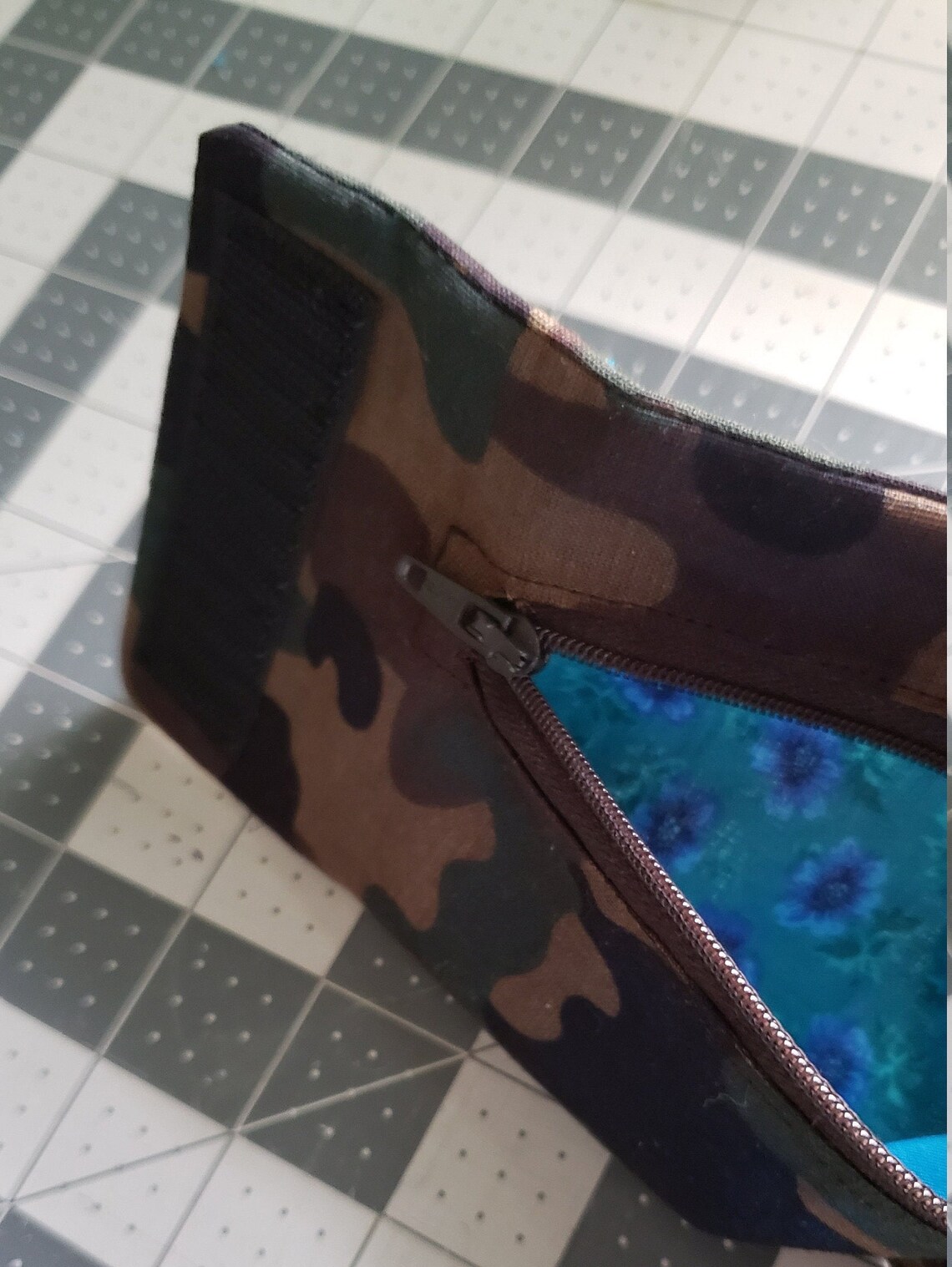 Pūlima Zipper Wrist Wallet Camo & Turquoise Floral - Etsy