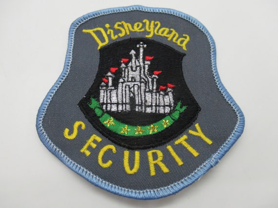 Disneyland Security Walt Disney Cinderella Castle Vin… - Gem