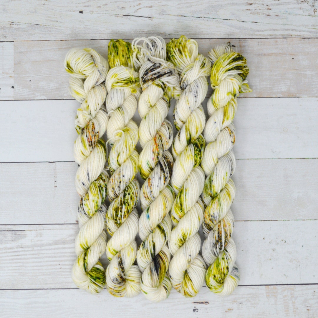 Hand Dyed Yarn | Mini Skein | Fingering Weight | Yarn | Superwash ...