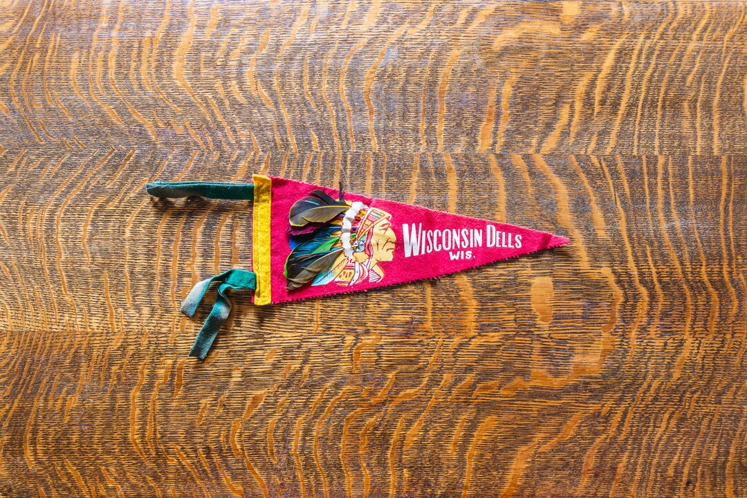 Wisconsin Dells Red Vintage Felt Pennant With Native American - Etsy