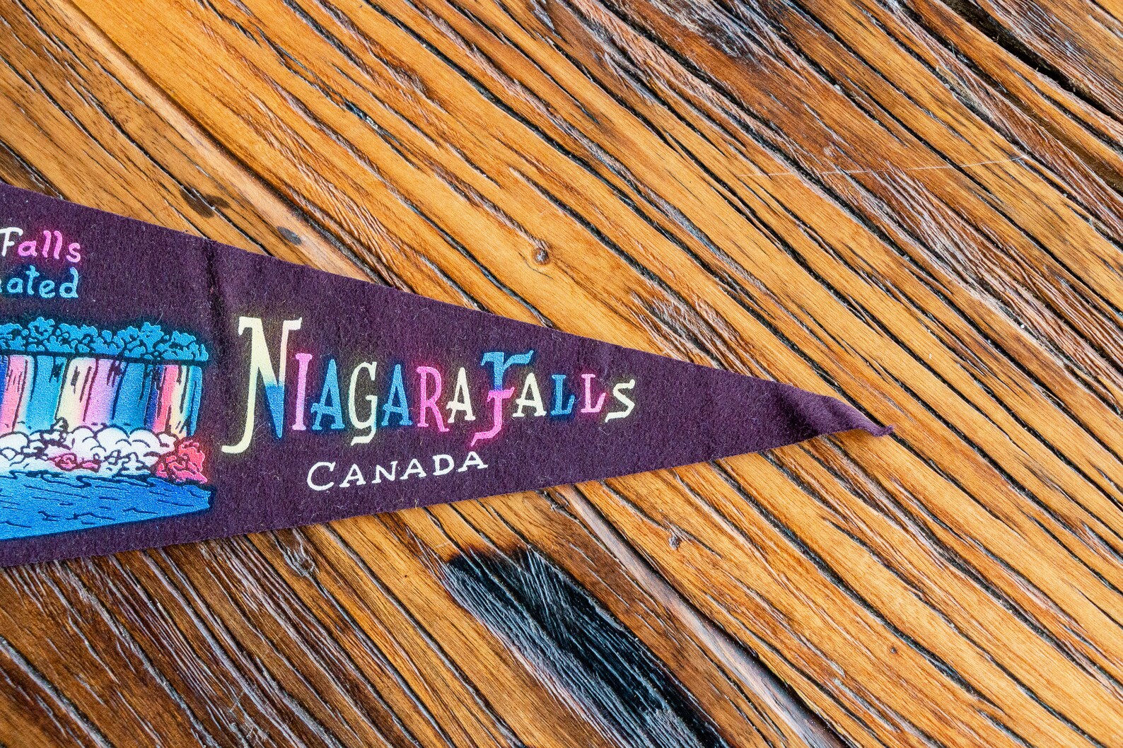 Niagara Falls Maroon Felt Pennant Vintage Travel Wall Decor - Etsy
