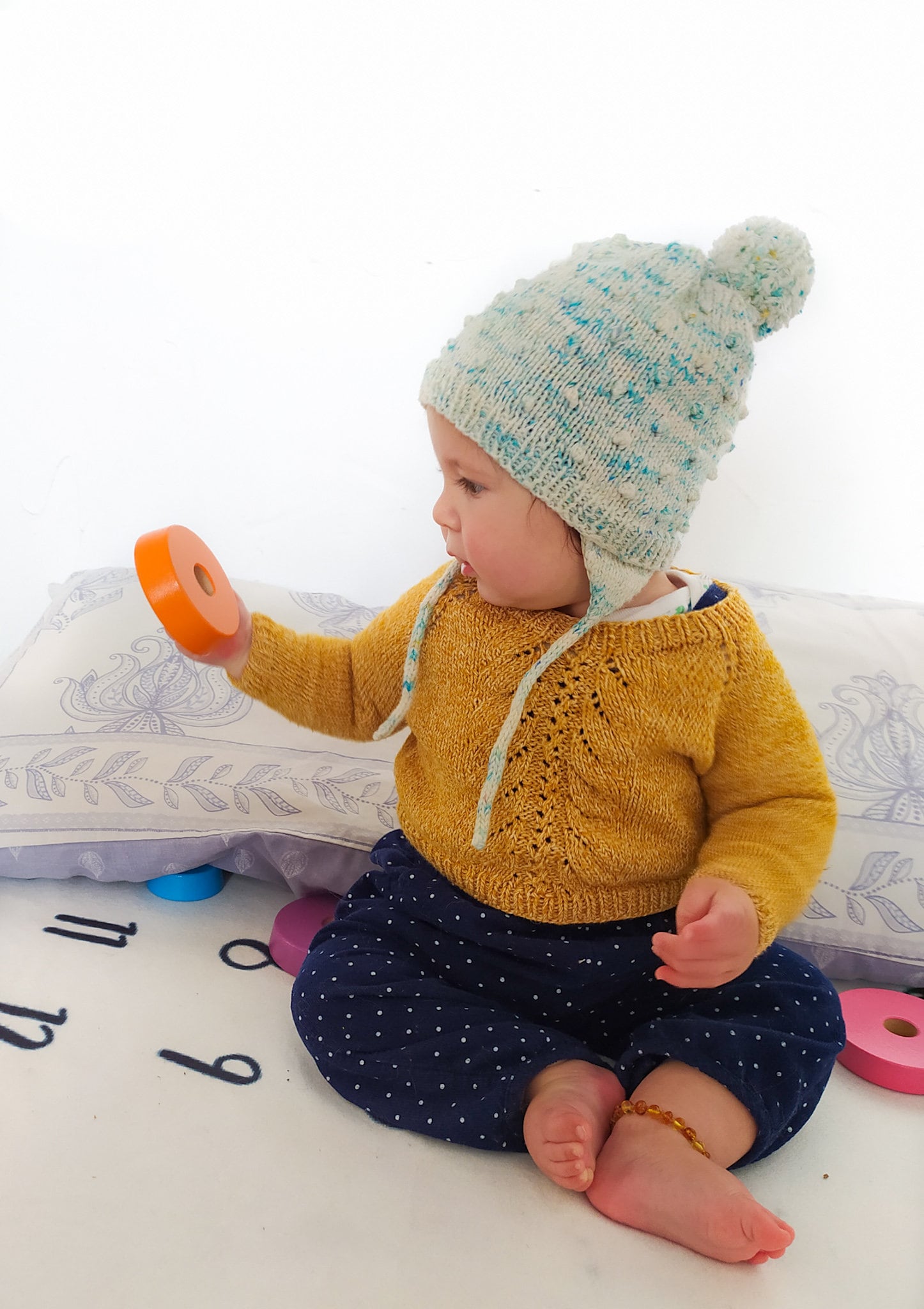 Dot Dot Dot Beanie Knitting Pattern — Nomad Stitches