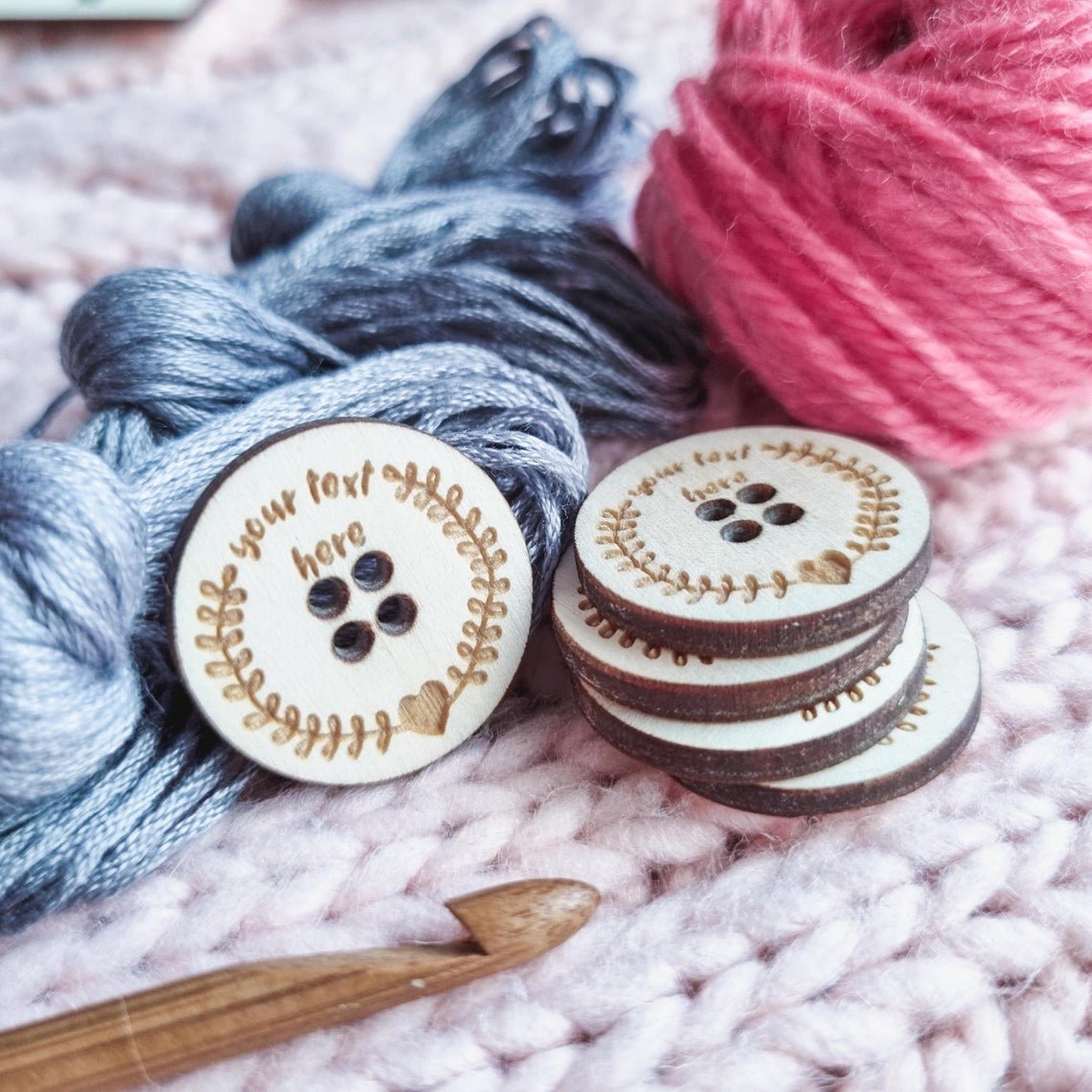 Personalized Wooden Buttons With Text and Wreath Custom - Etsy UK