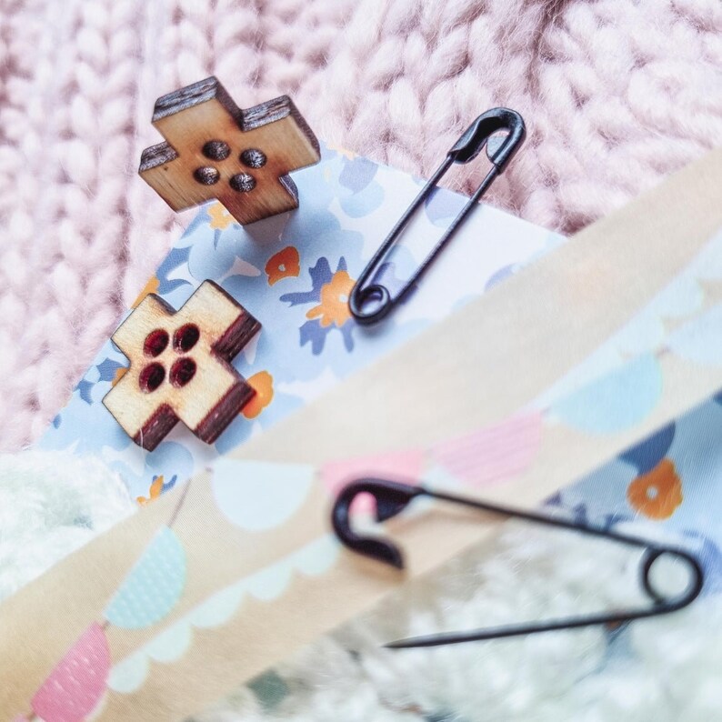 Small Wooden Cross Buttons for Handicrafts - Sewing, Knitting ...