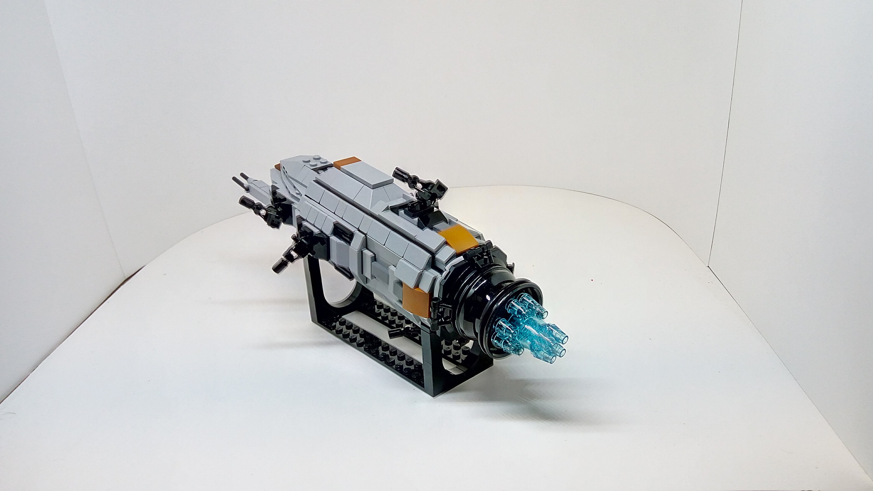 LEGO MOC The Expanse Rocinante/MCRN Tachi - Rocinante Colors by jkexbx ...