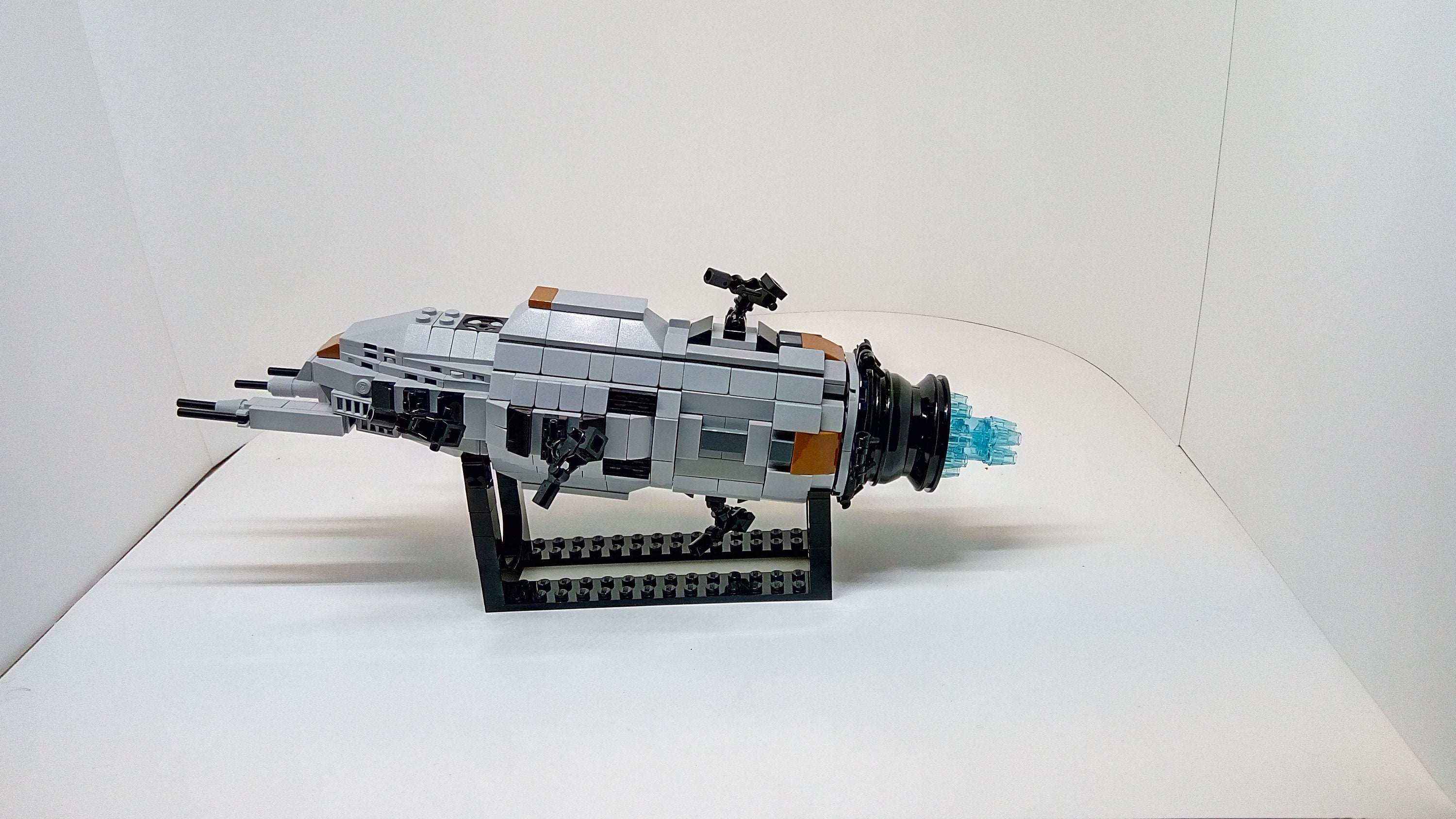 LEGO MOC The Expanse Rocinante/MCRN Tachi - Rocinante Colors by jkexbx ...