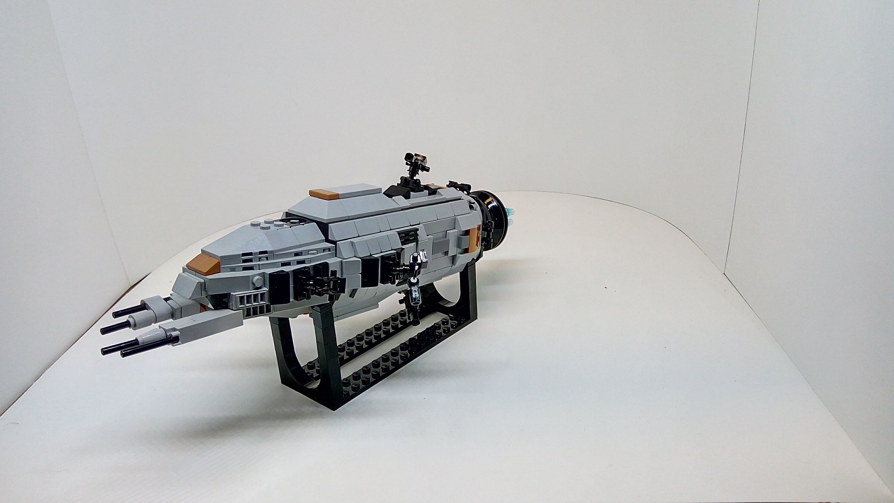 LEGO MOC The Expanse Rocinante/MCRN Tachi - Rocinante Colors by jkexbx ...
